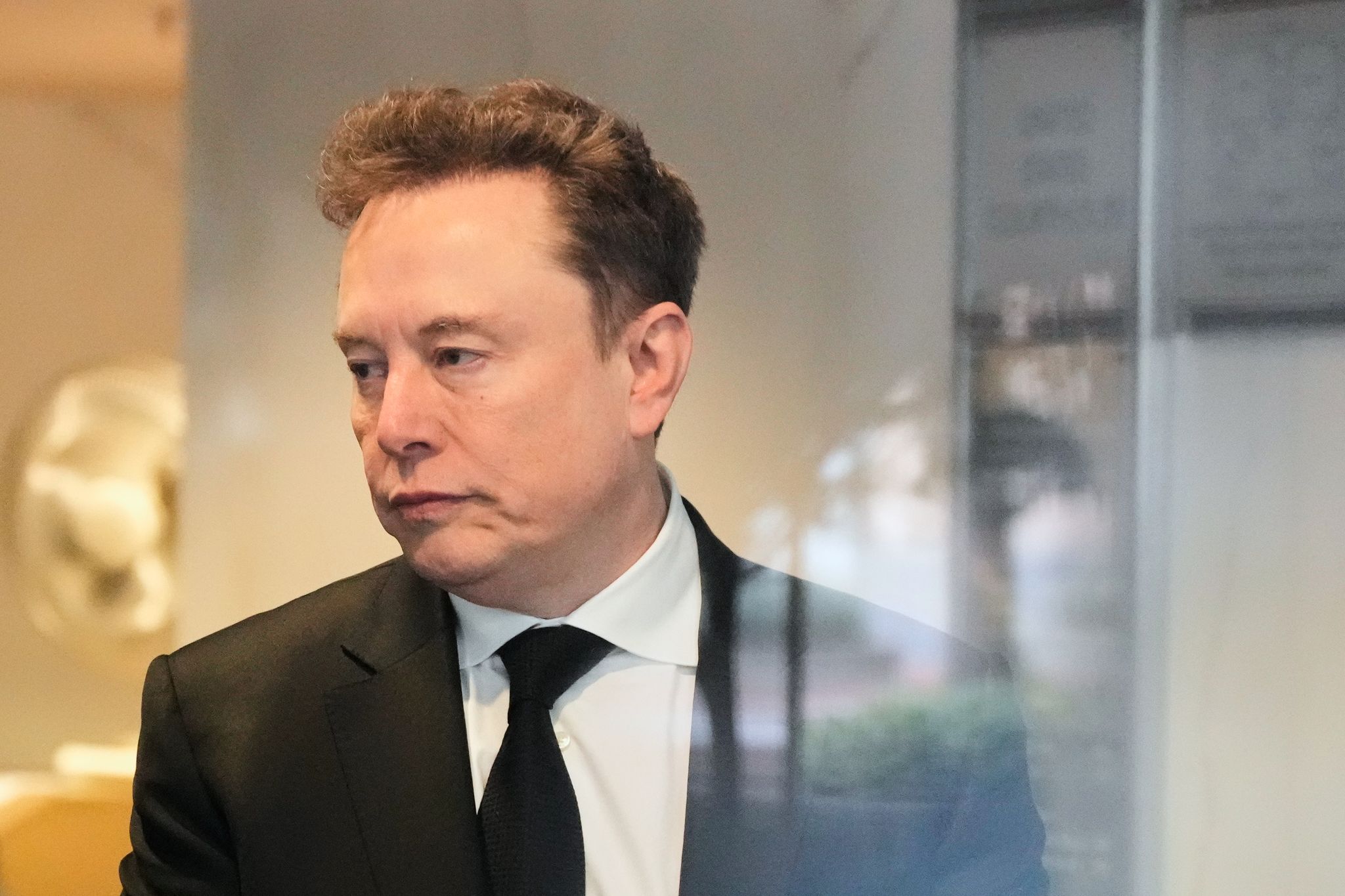 Elon Musk takes stand in trial vs. Sam Altman that could reshape AI's ...