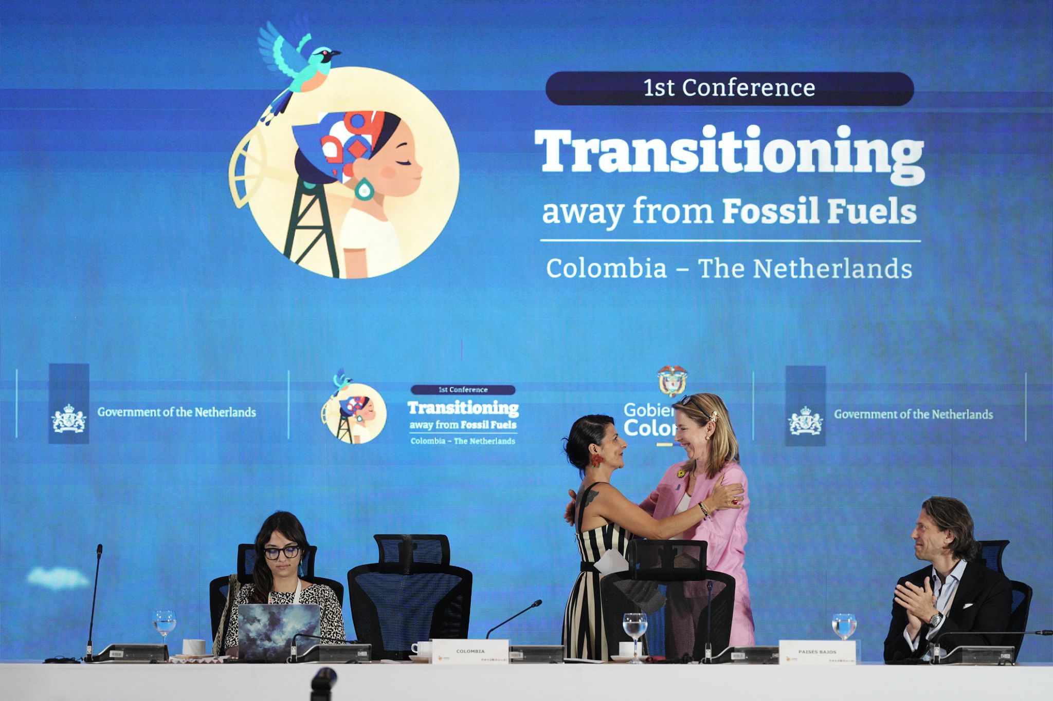 High-level talks begin on moving away from fossil fuels at Colombia ...