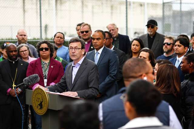 Washington state says Geo Group refuses to let health inspectors into ...