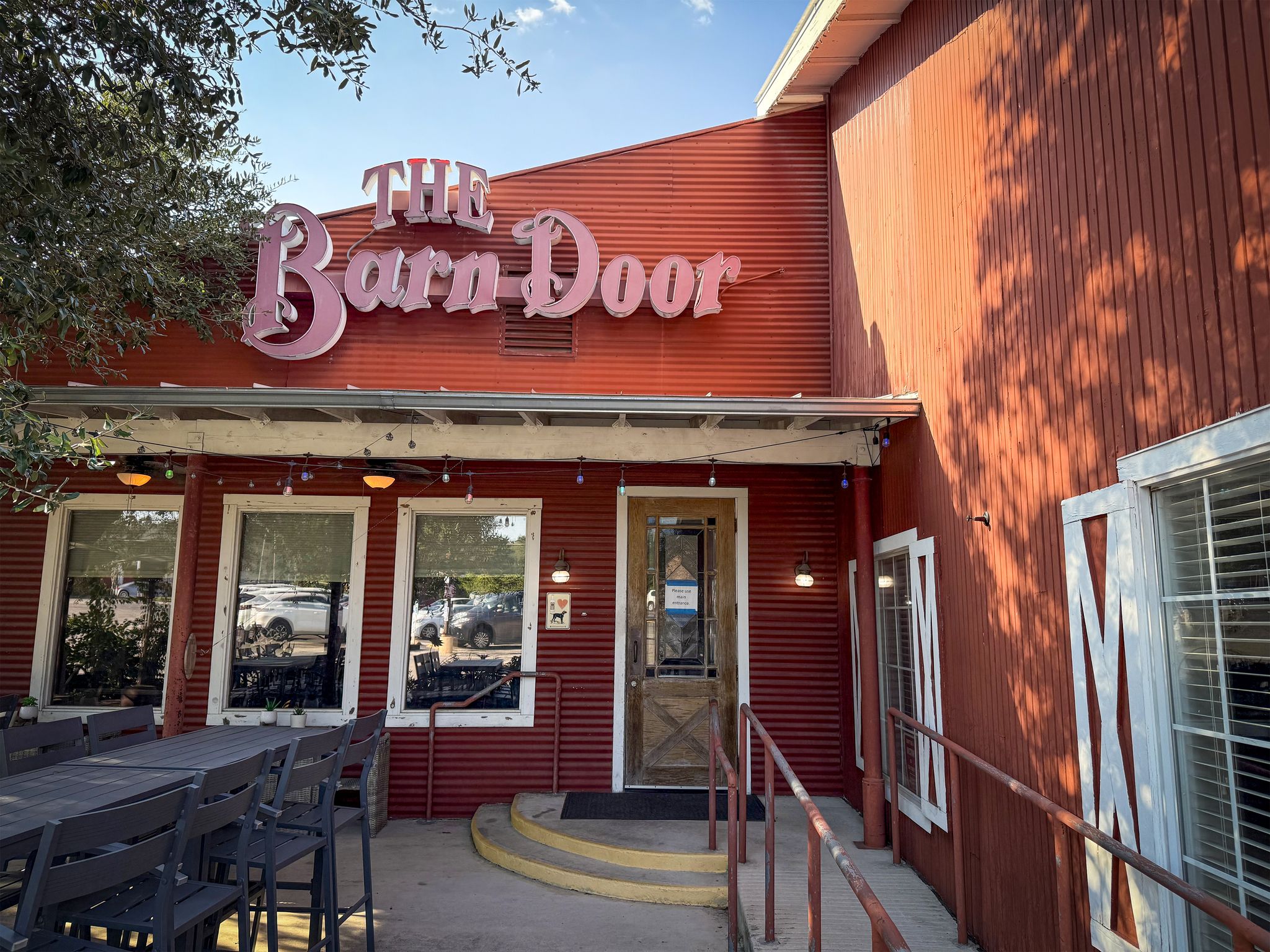 Iconic Mexican eatery eyes Barn Door's former San Antonio home