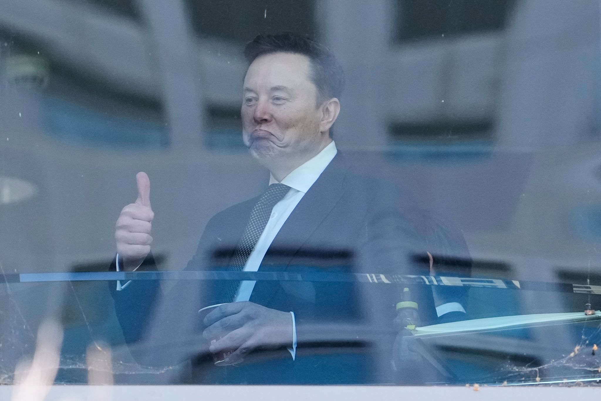 Elon Musk tells his side of OpenAI's beginnings in trial pitting him ...