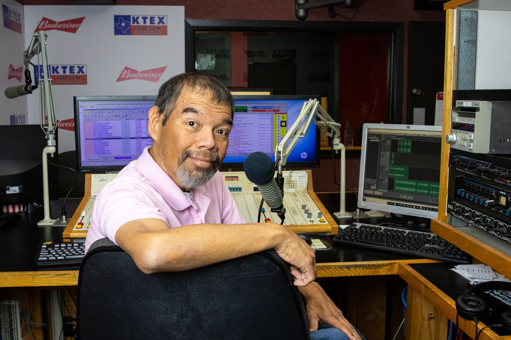 Beloved Texas radio DJ in kidney failure asks for help