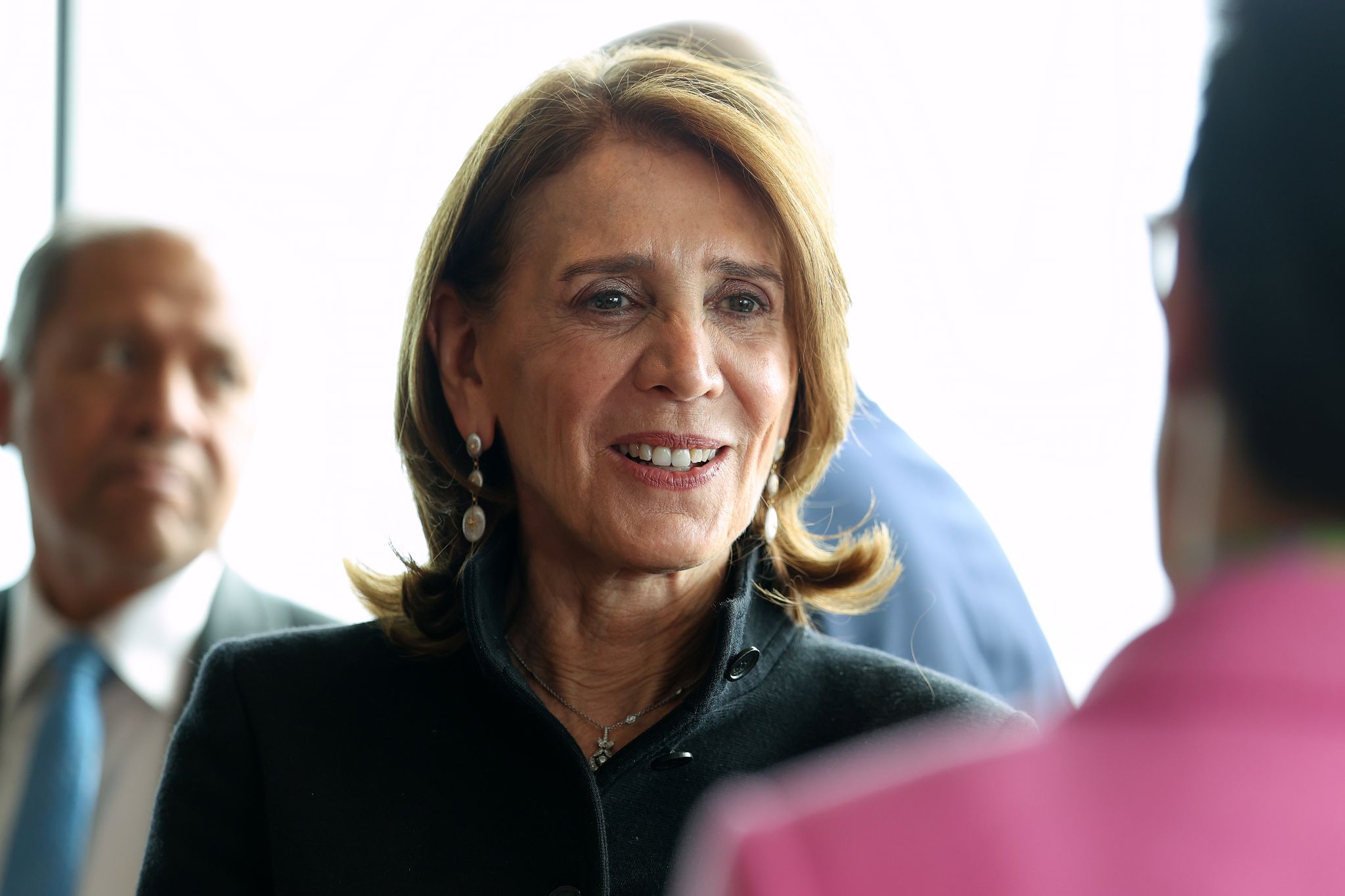 Alphabet's first-quarter profit soars as Google's big AI bets help push ...