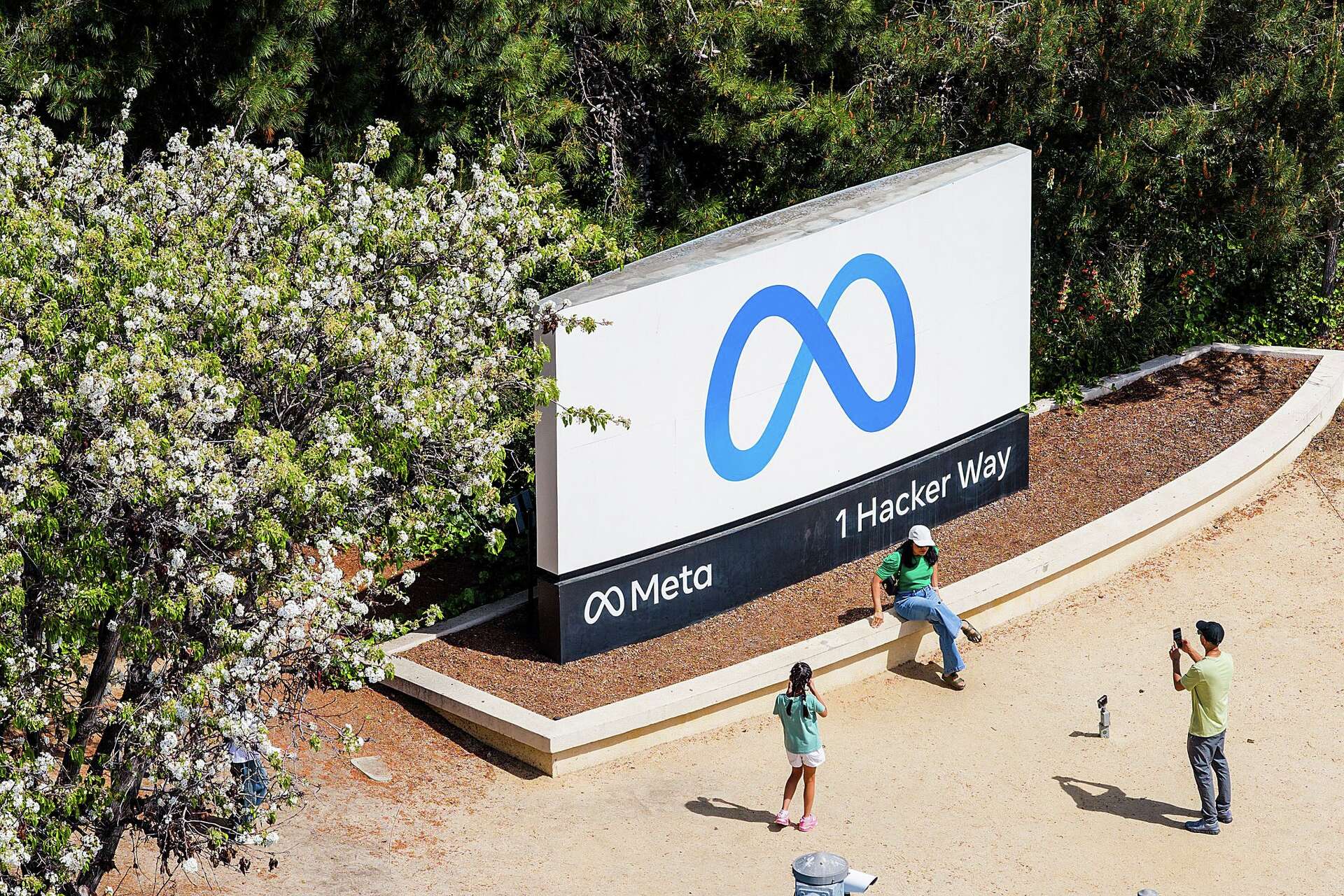 Meta raises specter of shutting down service to New Mexico in legal ...