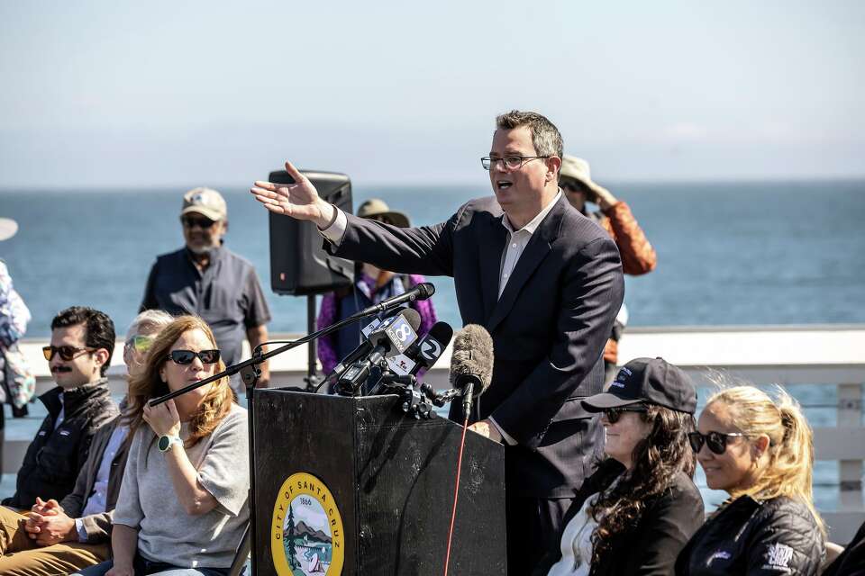 Photos: Santa Cruz Wharf fully reopens after catastrophic collapse