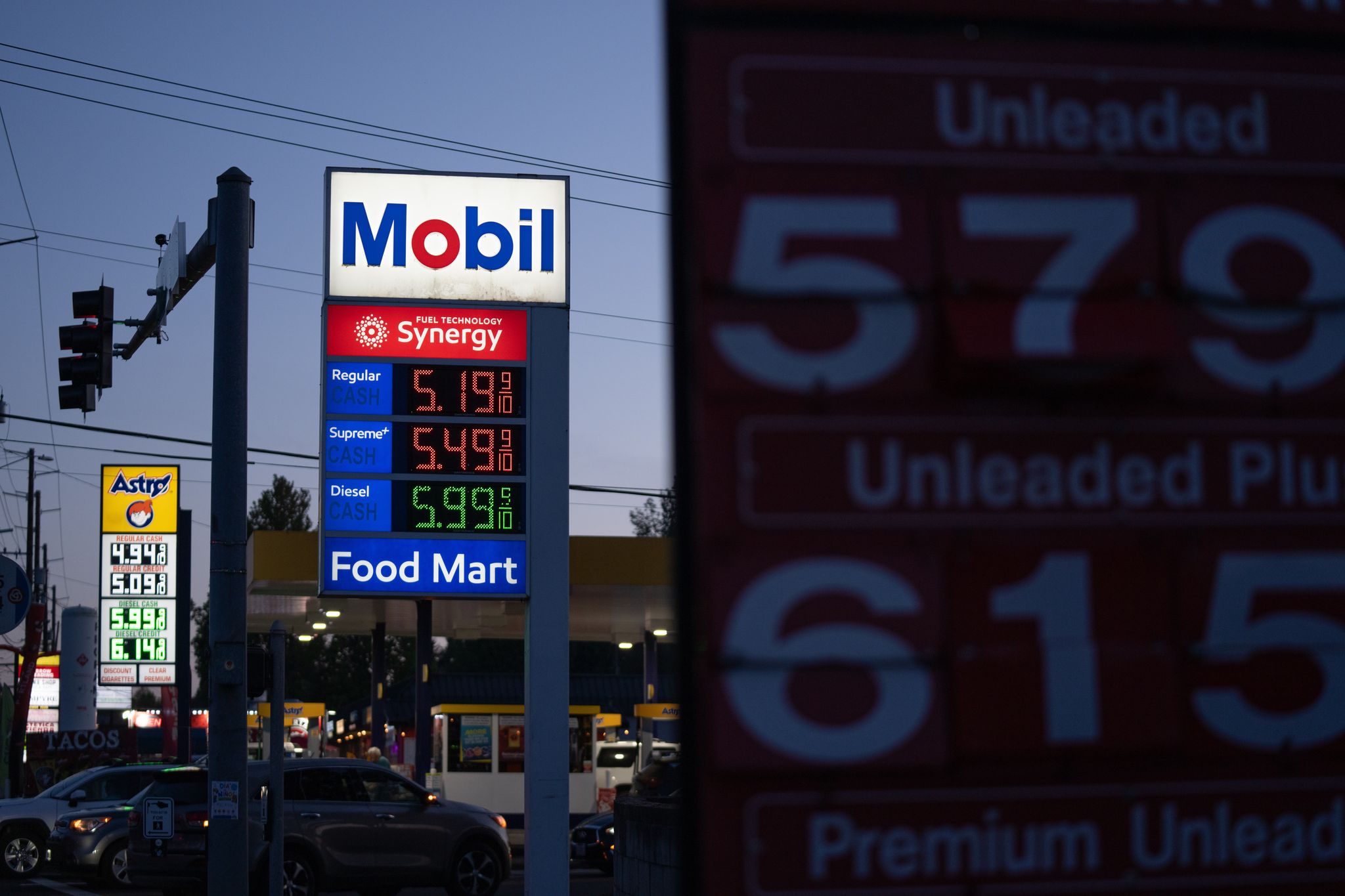 Tax refunds and AI boom have offset some US economic pain from Iran war ...