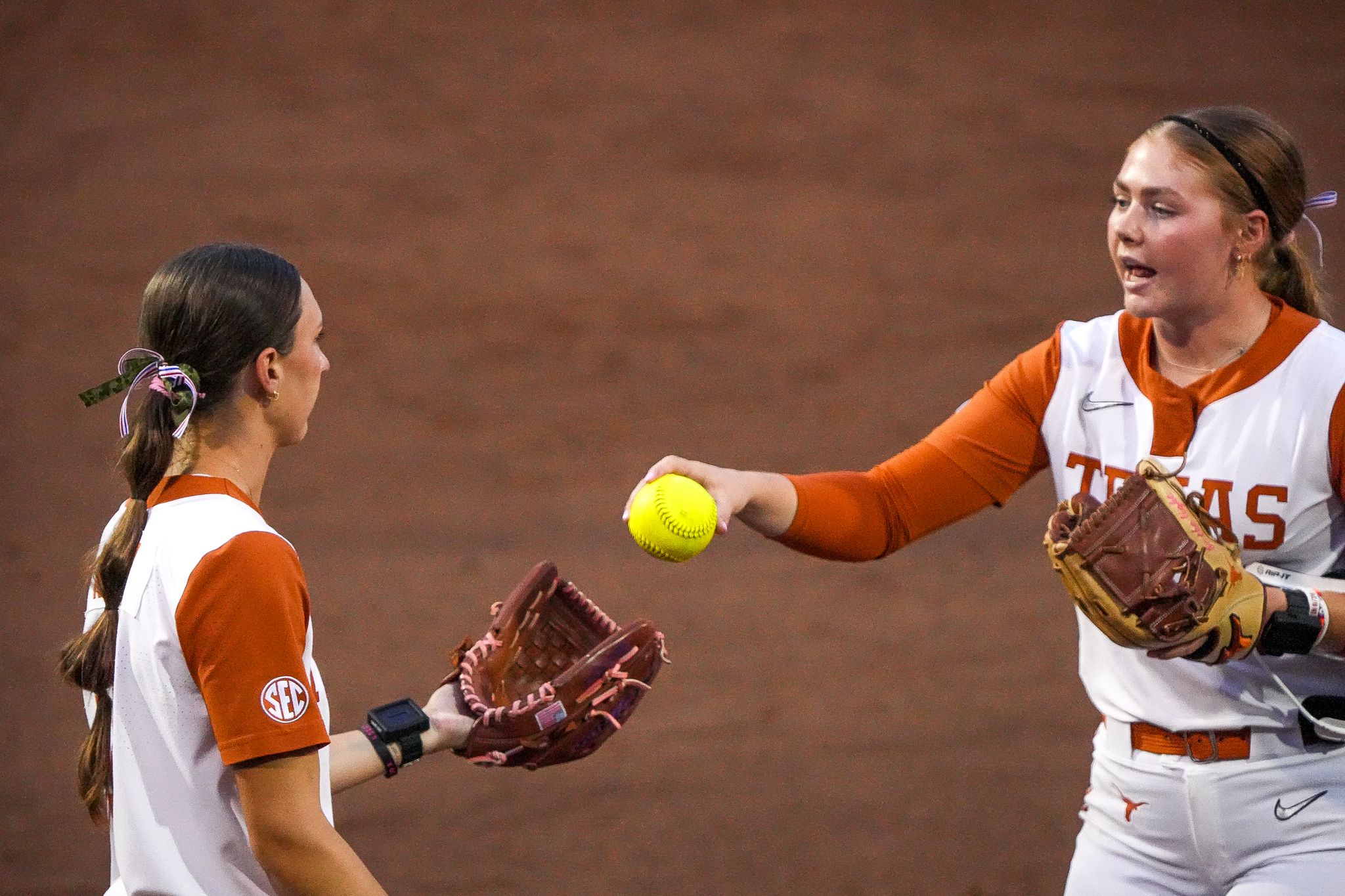 How to watch Texas vs Ole Miss SEC Tournament softball game.