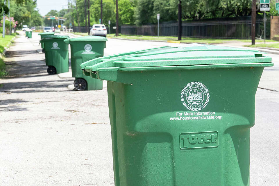 Houston proposes new trash fee as city faces budget deficit