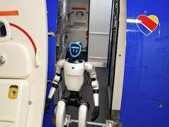 4-foot-tall robot Bebop delays Southwest flight