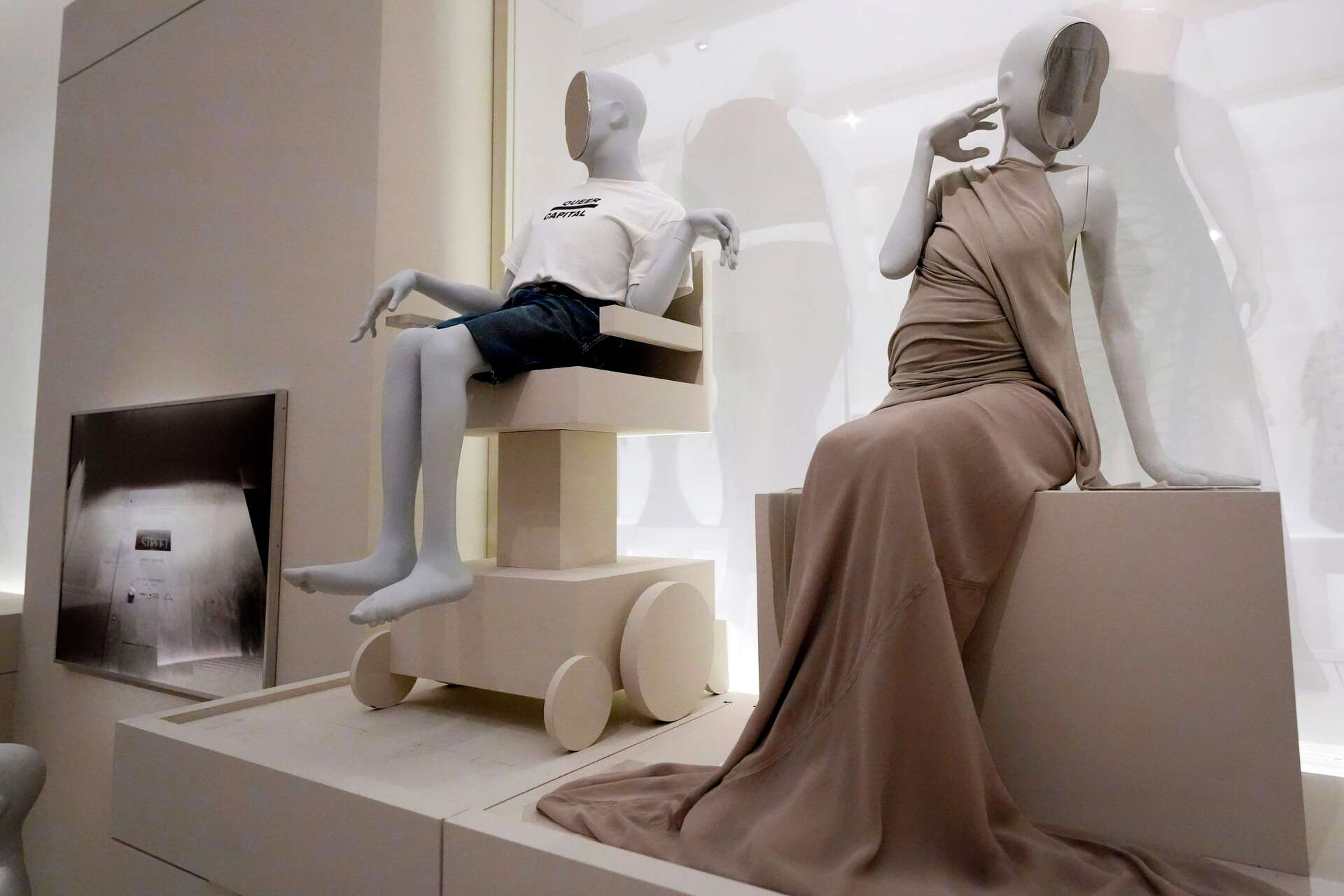 New Met Gala fashion exhibit seeks to ‘reclaim’ body types that art ...