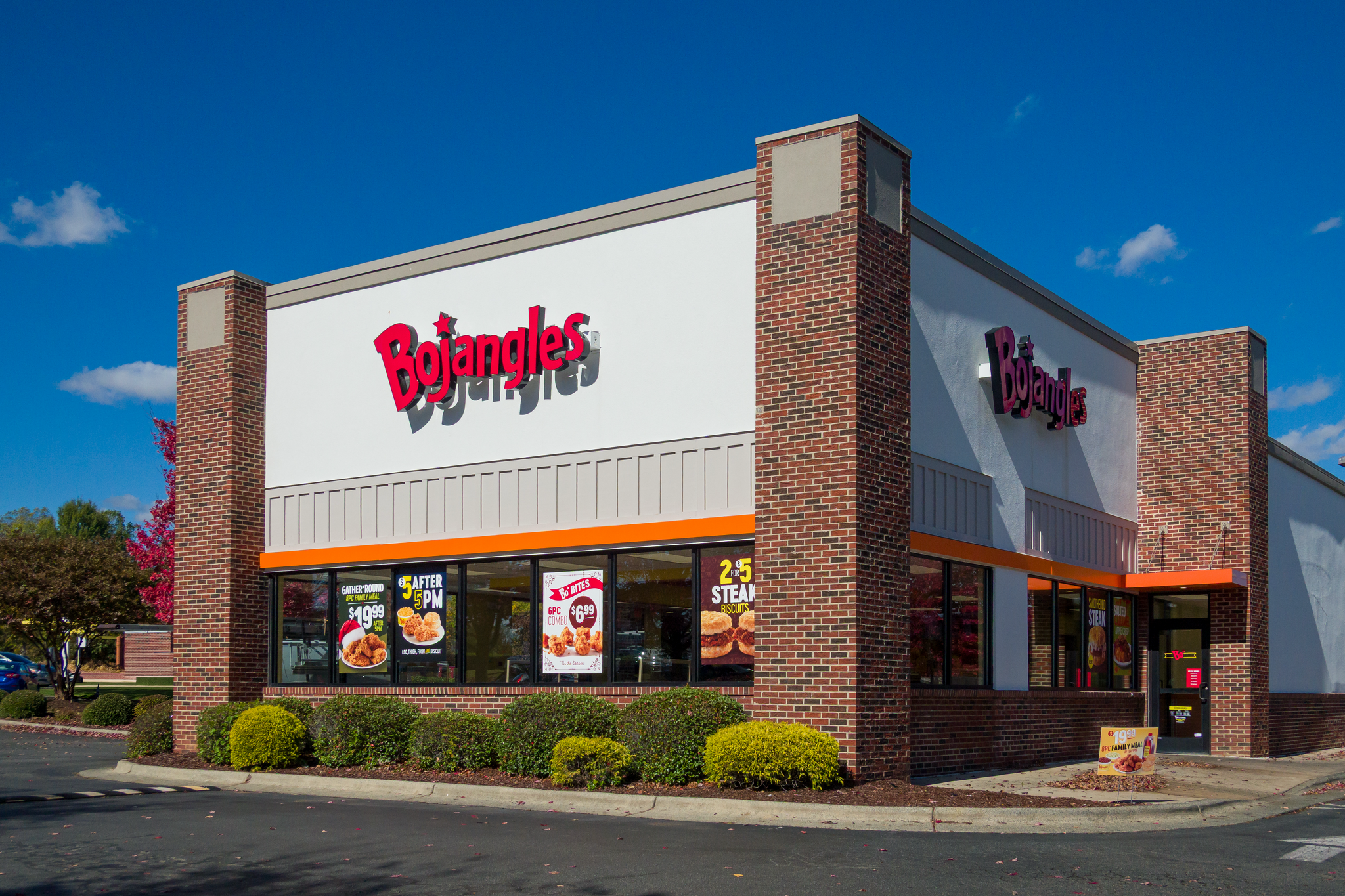 Fried chicken chain Bojangles is building its third San Antonio spot