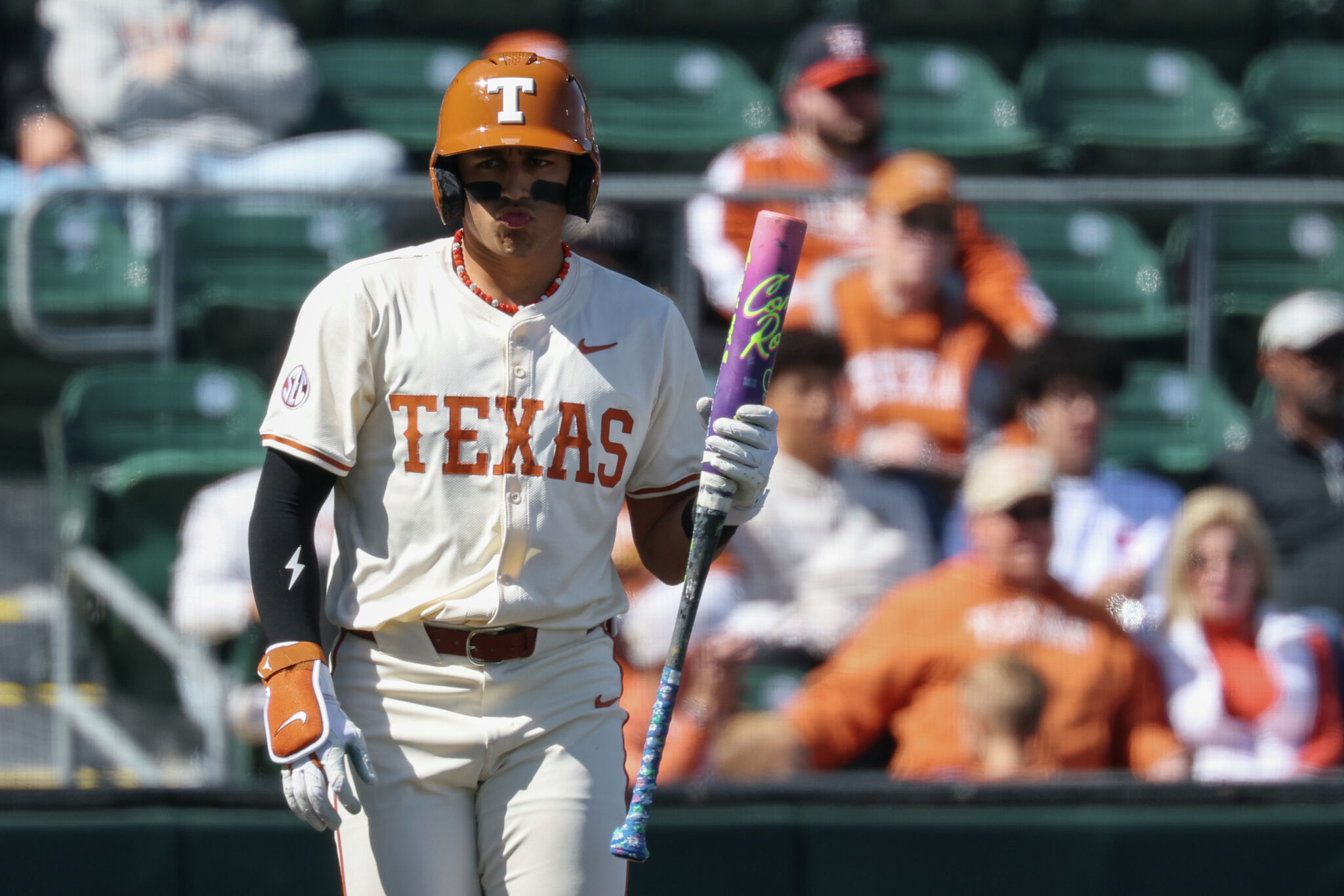 Texas baseball wins SEC series against Mississippi State