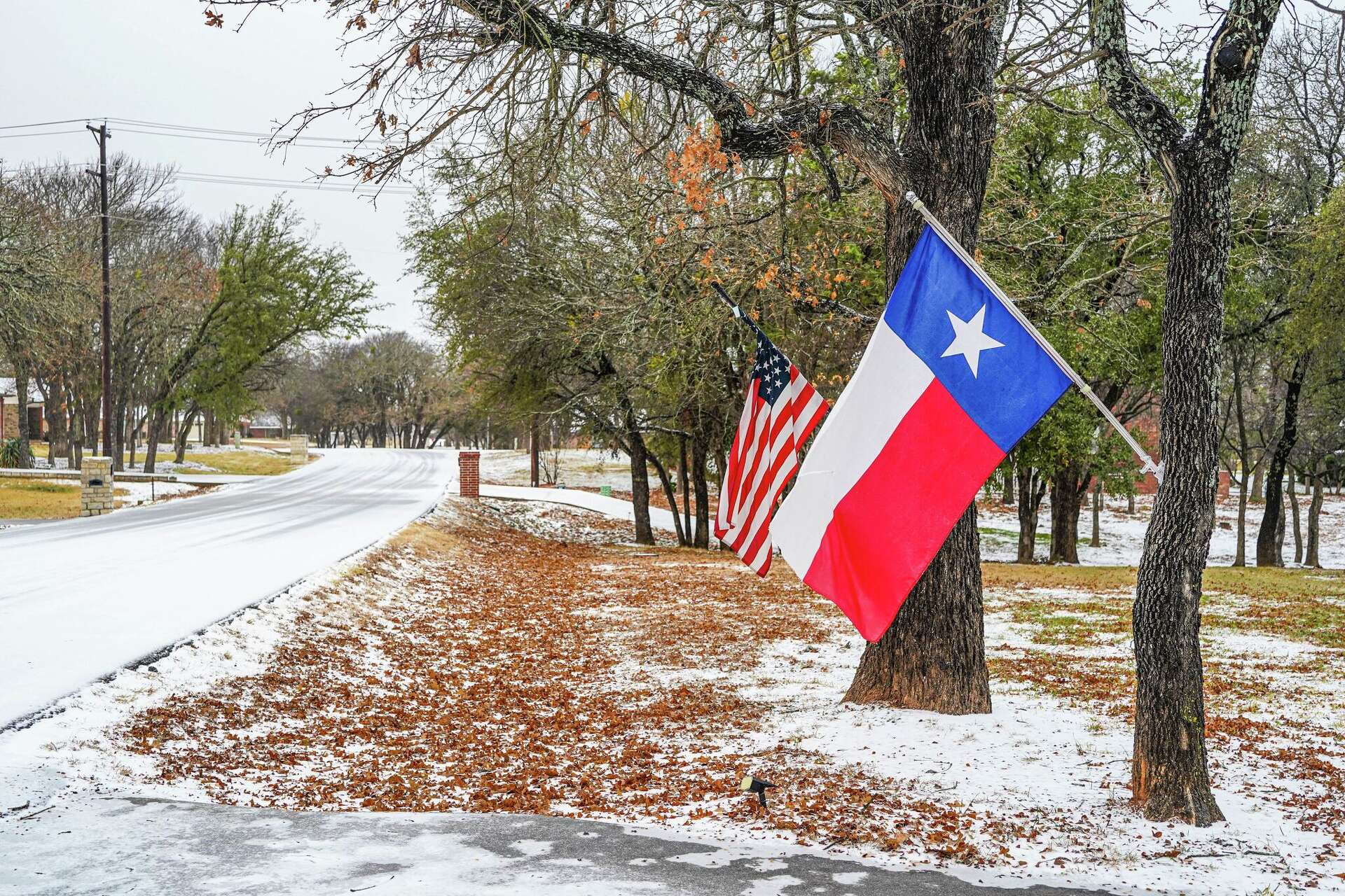 Snow In Texas Cold Front Brings Flurries To Texas Towns