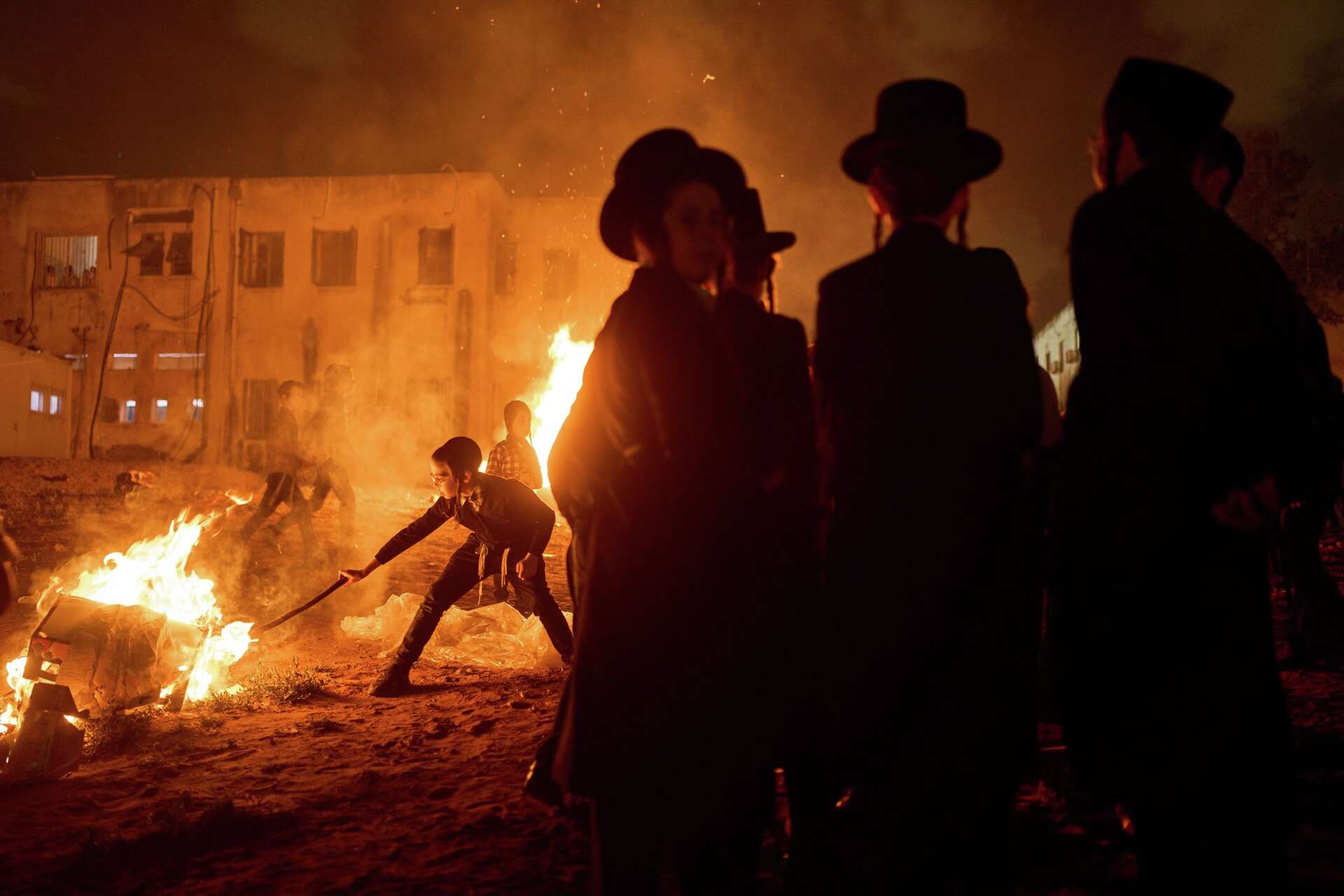 Jewish holiday Lag BaOmer lights up Israel with bonfires and song, in ...