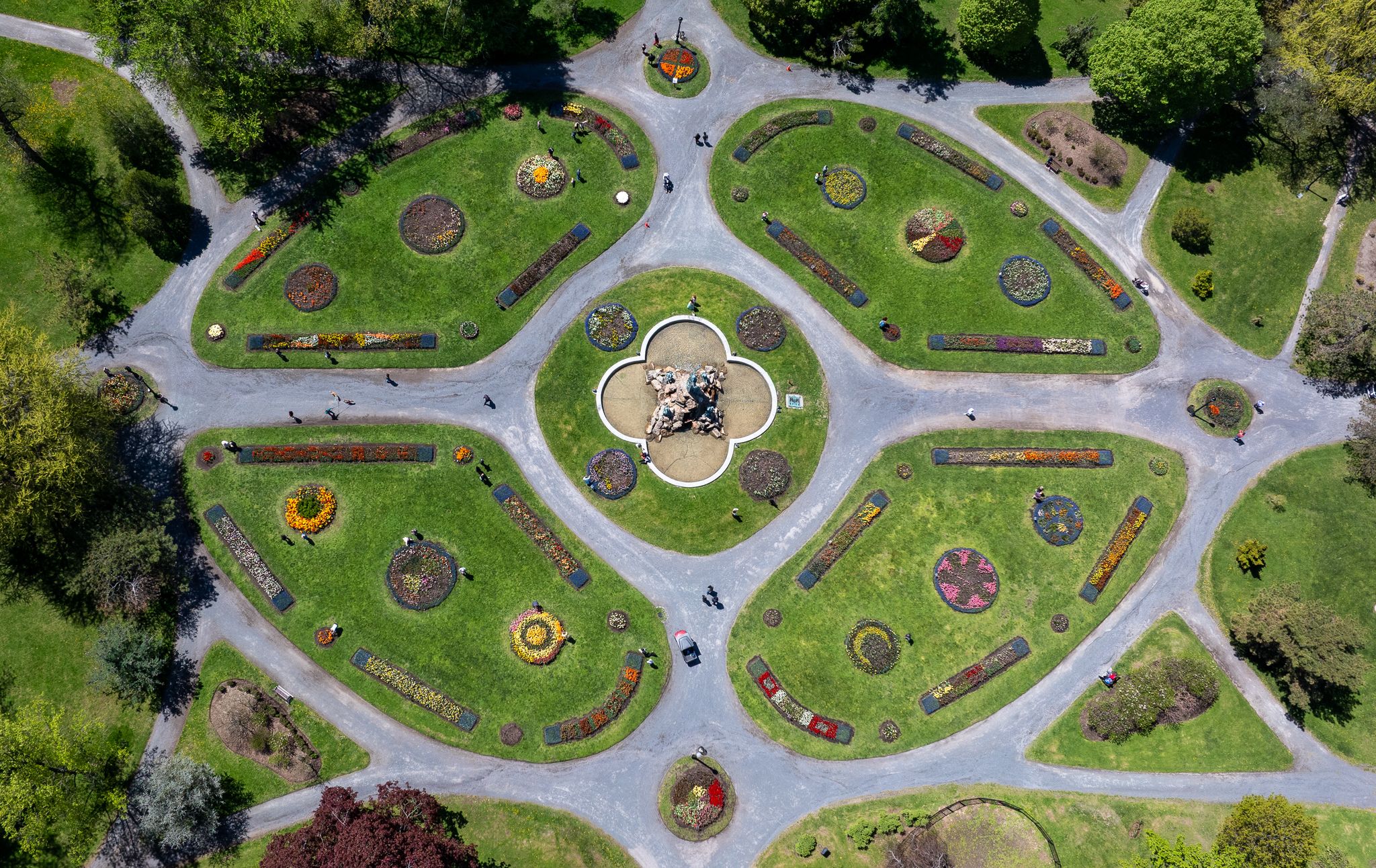 A walk through Tulip Fest: Albany’s spring tradition