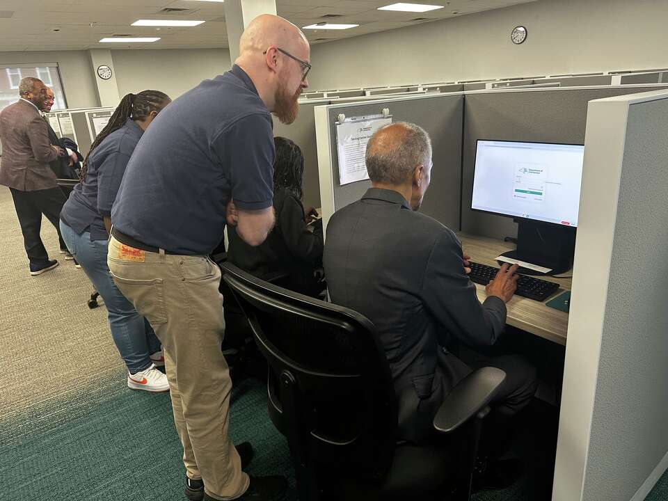 Computer testing center for state workers opens in Cohoes