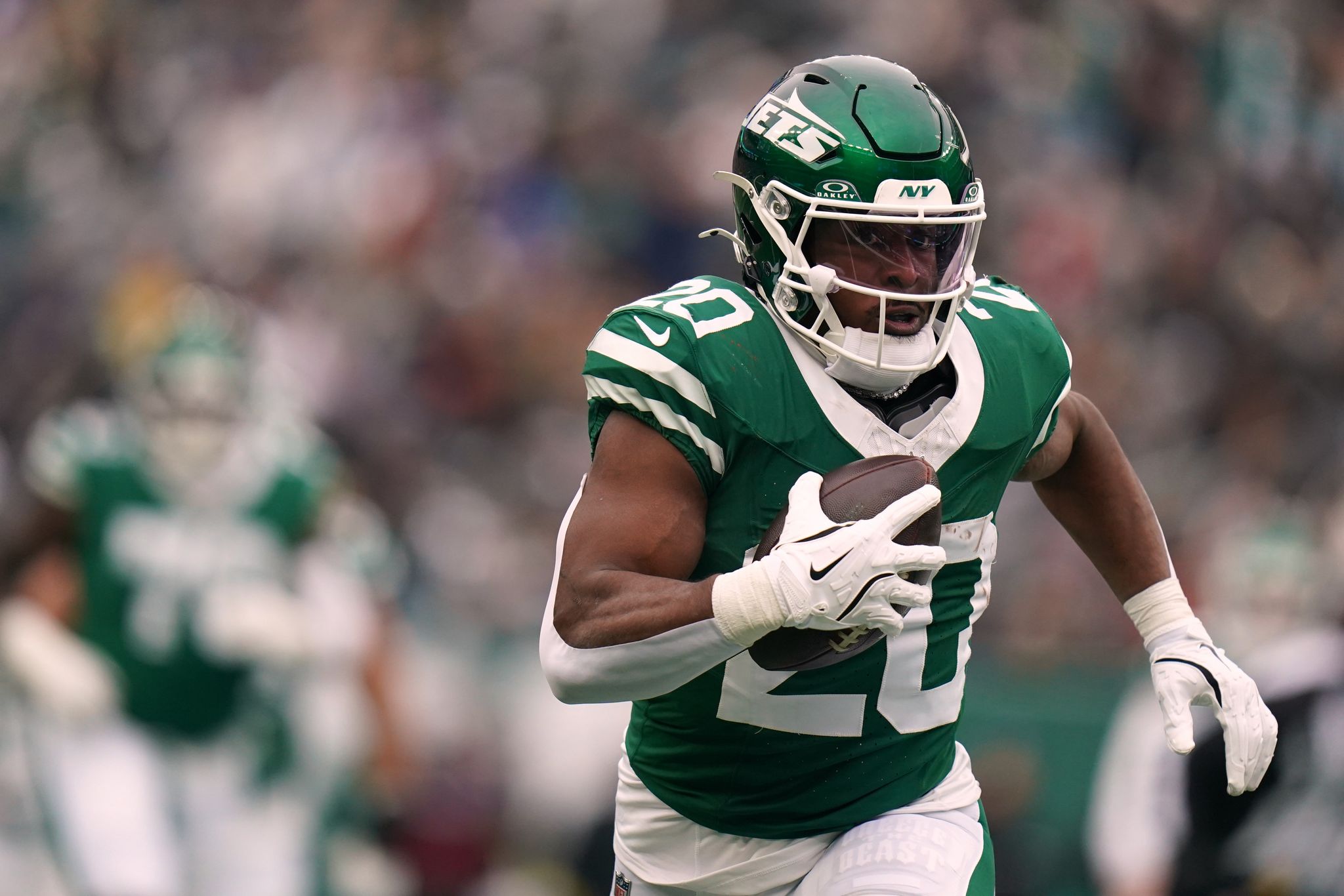 Jets, running back Breece Hall agree to a 3-year, $45.75 million ...