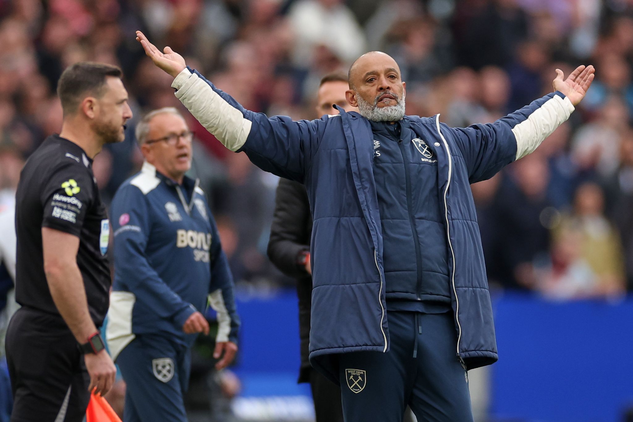 Nuno to remain West Ham manager despite Premier League relegation