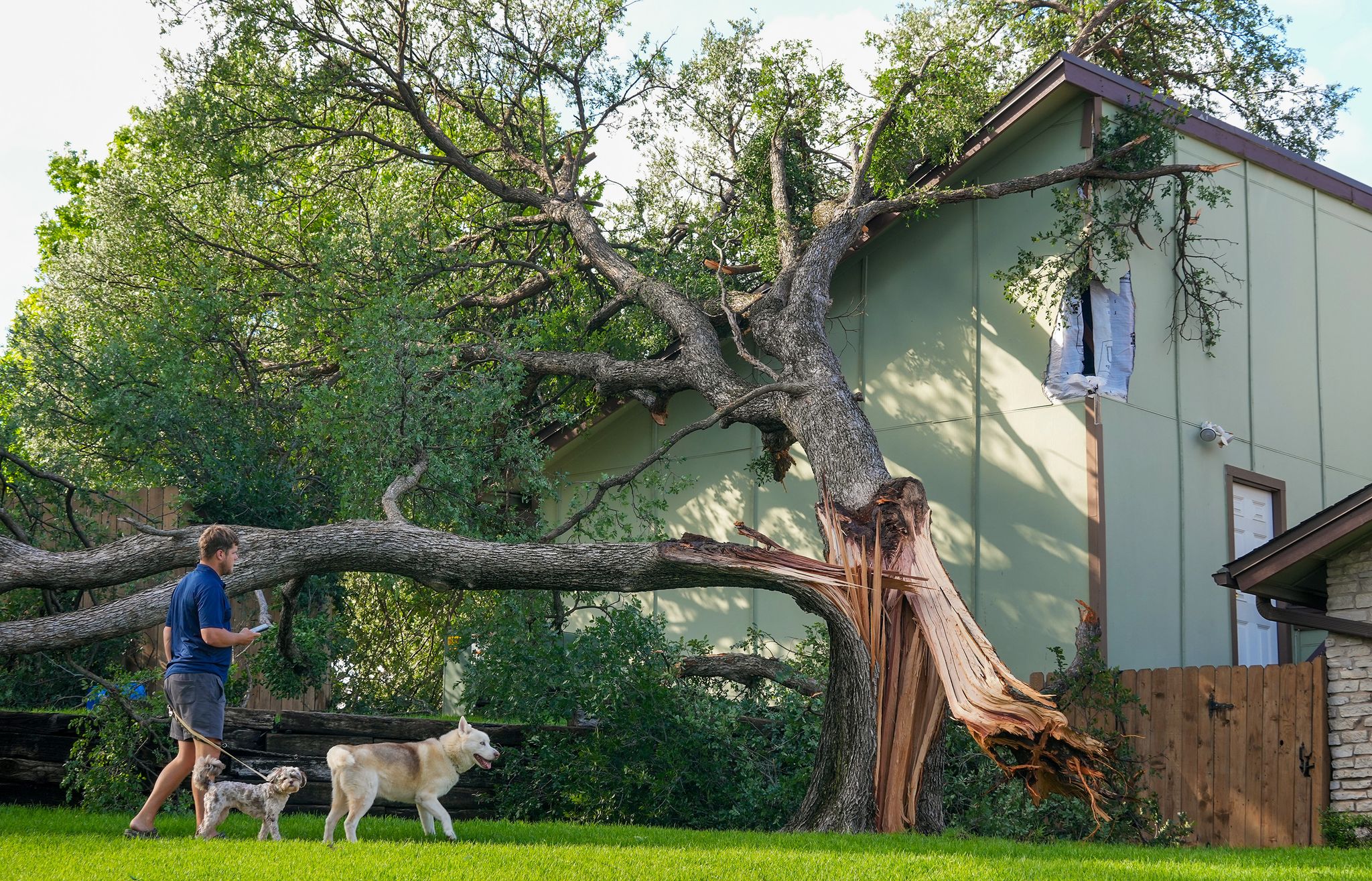 Austin weather: The best Statesman photos of storms, heat, ice in 2026