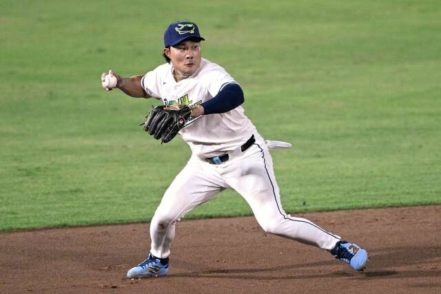 Braves activate Ha-Seong Kim and place Eli White on concussion injured list