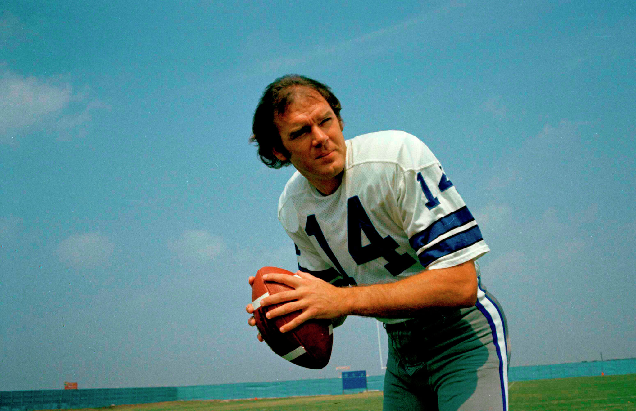 Former Dallas Cowboys quarterback Craig Morton dies at 83
