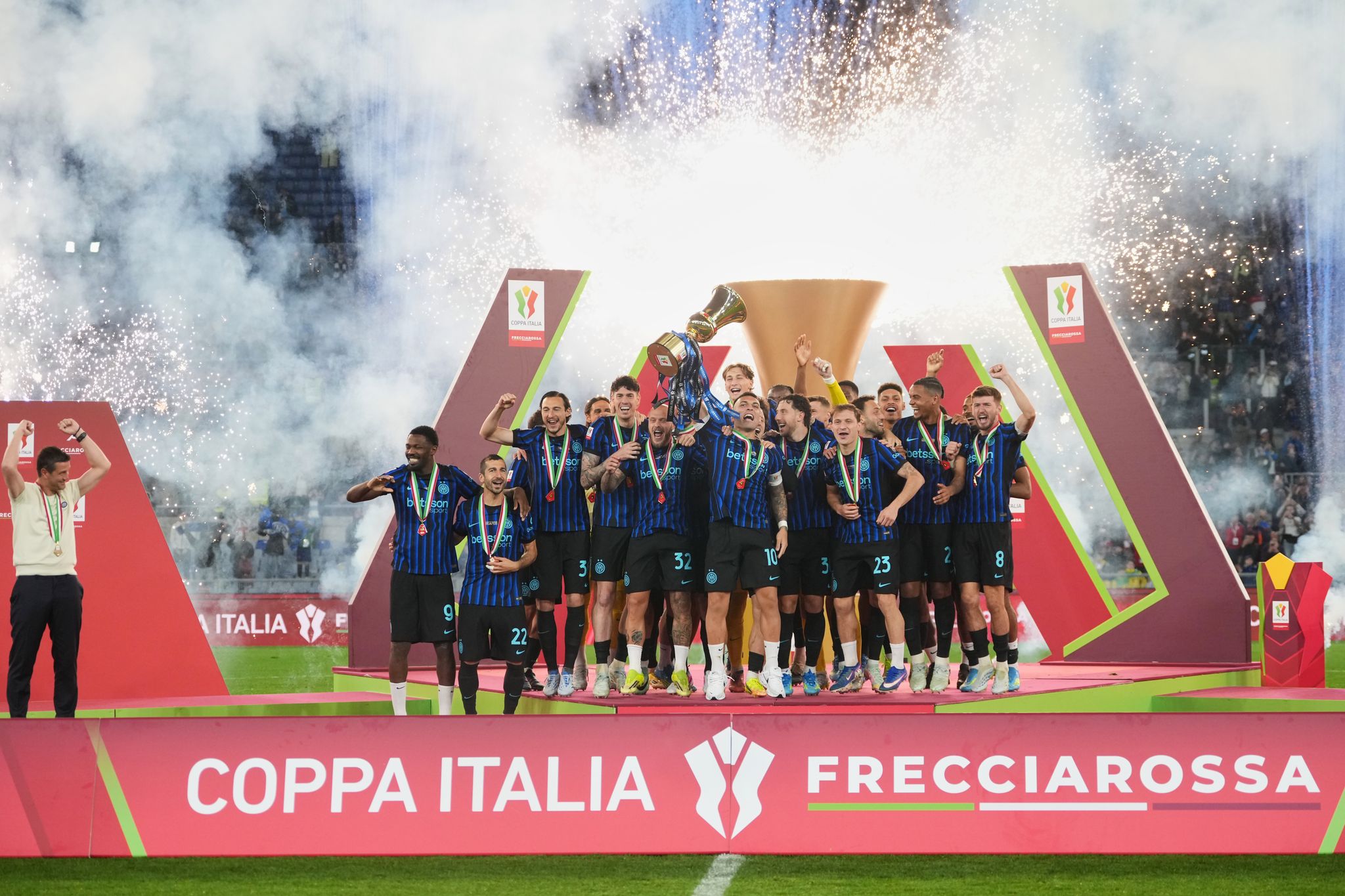Inter seals a long-awaited double with a 2-0 Italian Cup win over Lazio