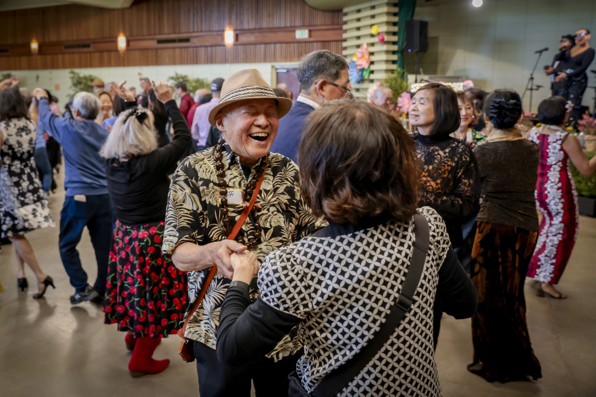 S.F.’s Senior Prom comes roaring back after pandemic shutdown