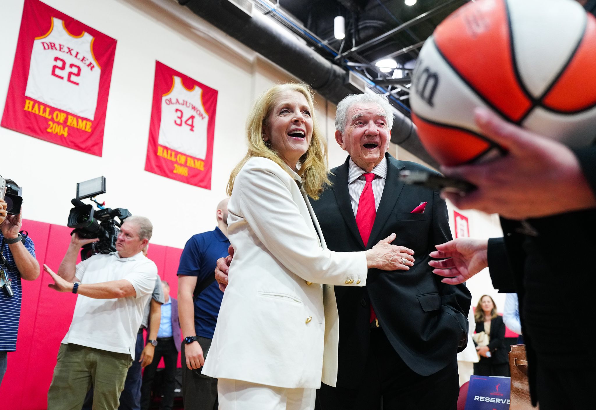 The Houston Comets return to a changed WNBA with high goals