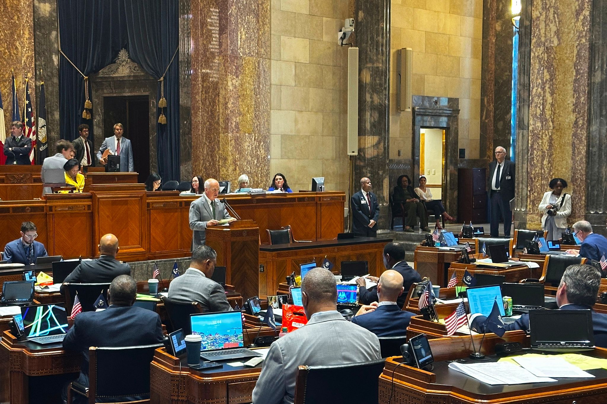 Louisiana senators pass new US House map while South Carolina plans for ...