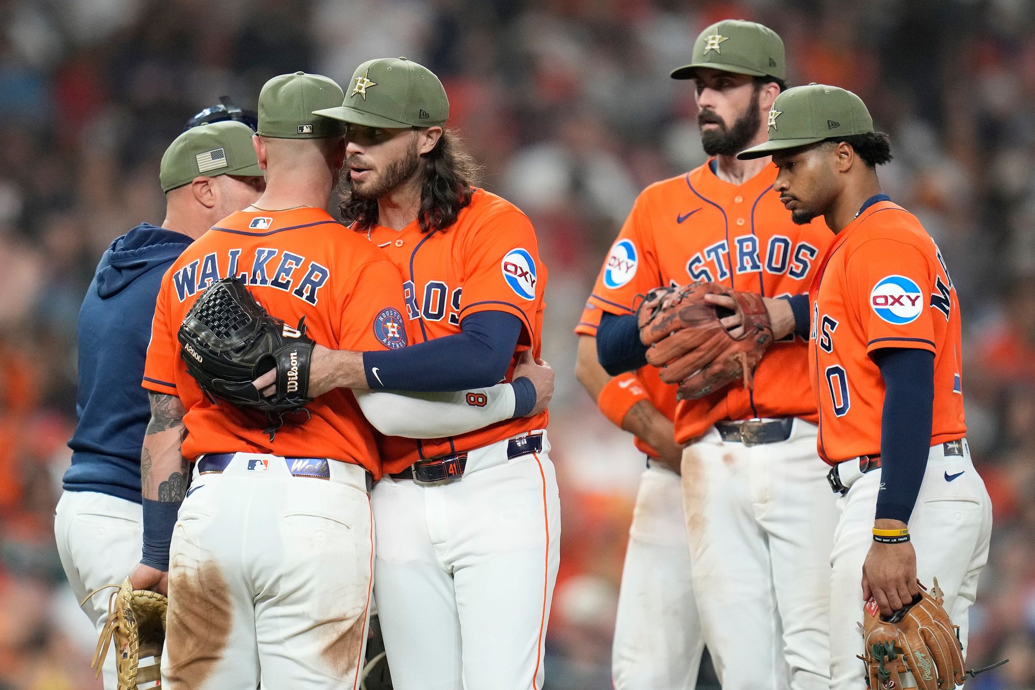 Astros' Spencer Arrighetti has a no-hit bid broken up with 1 out in the ...