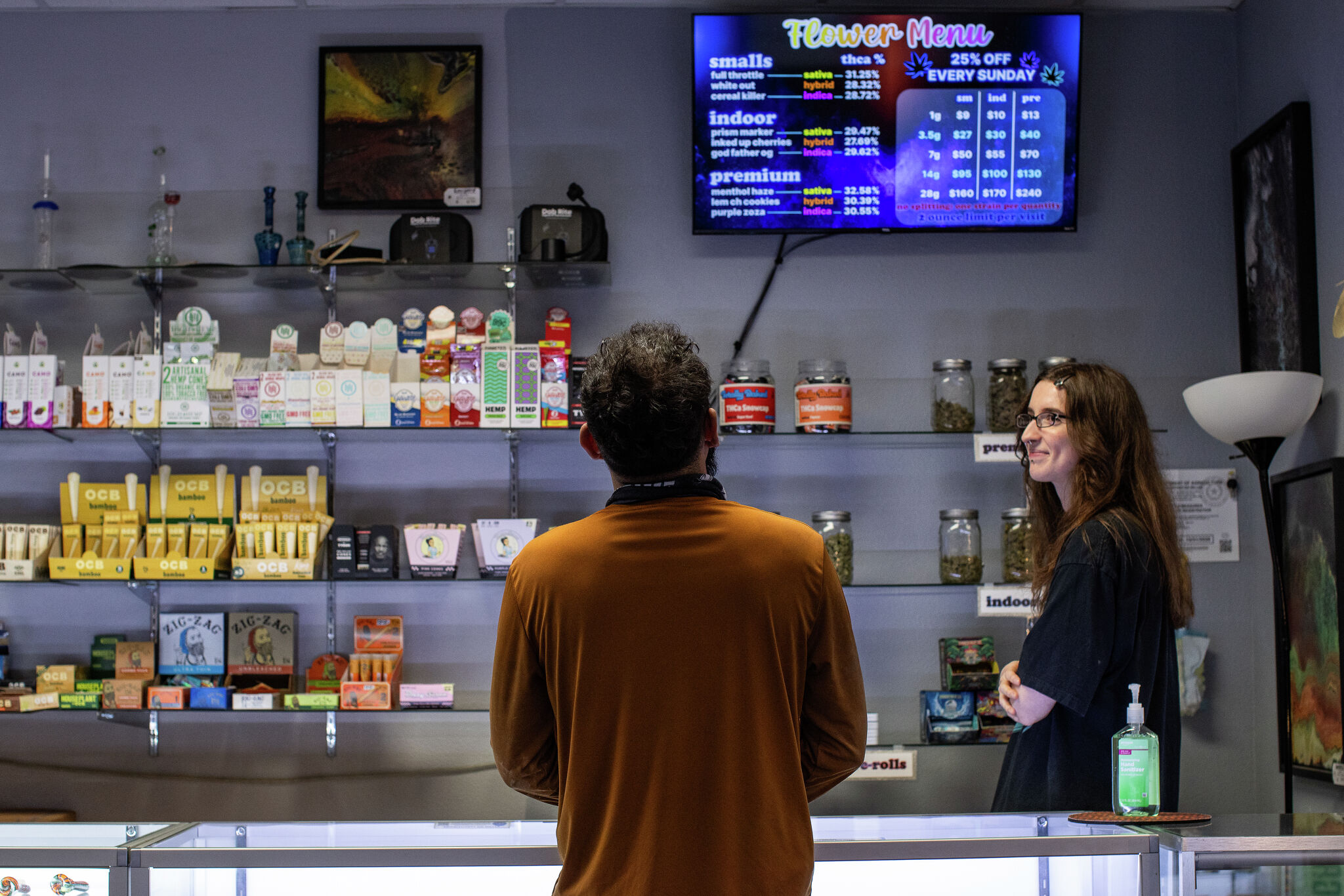 Retailers critical of seesaw rulings on Texas’ smokable hemp ban
