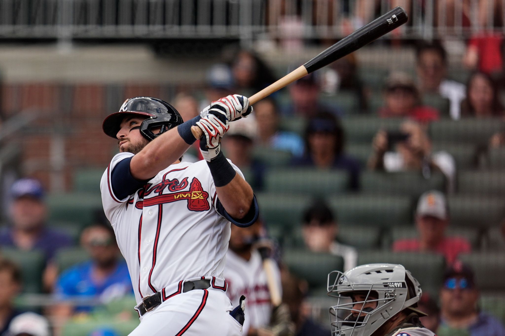 Riley, Holmes lead Braves to another series win with an 8-1 rout of the ...