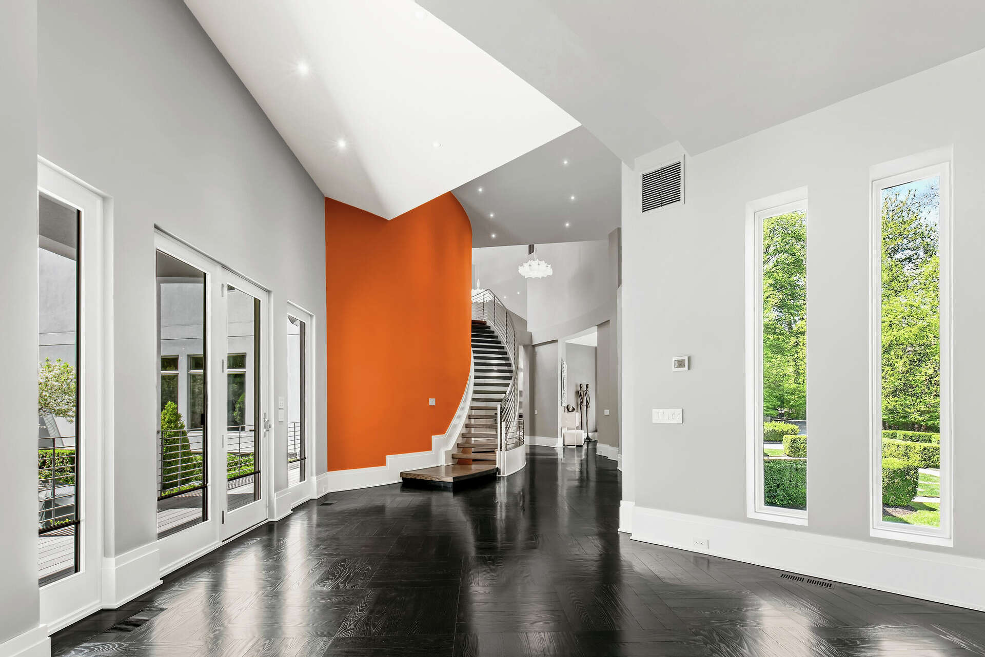 Former 'America’s Next Top Model' judge lists CT home for nearly $5M