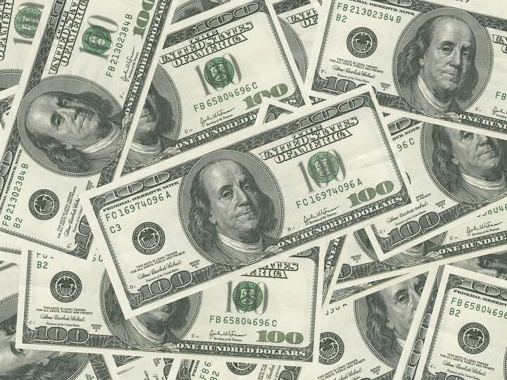 Texas builder uses new law to sue over merchant cash advances