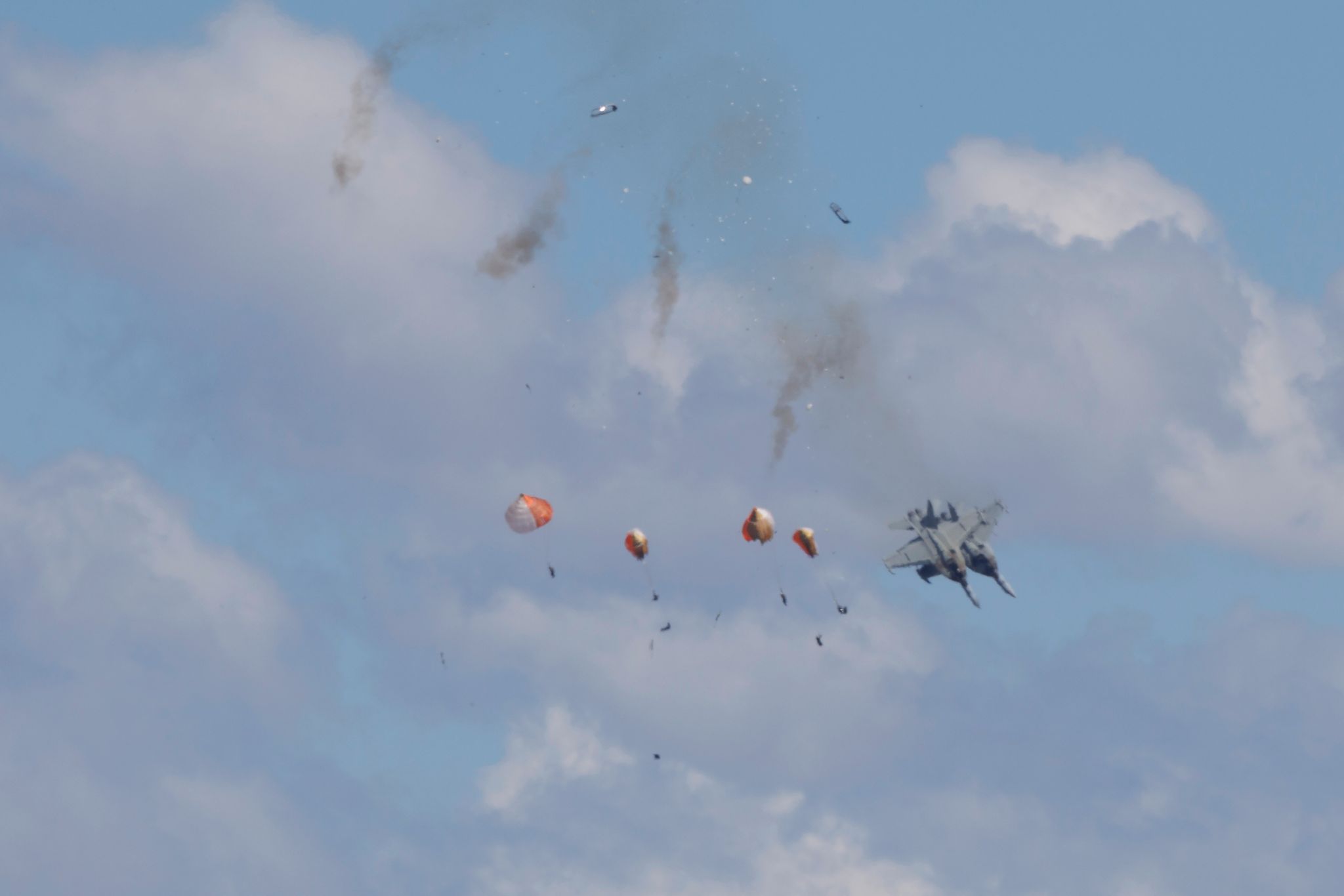 What to know about a midair collision between 2 Navy jets at an Idaho ...