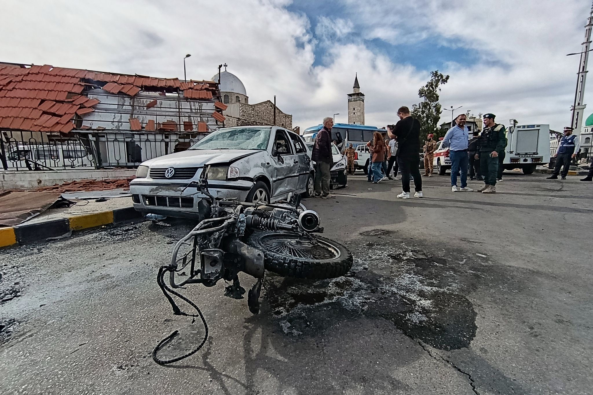 Blast outside a Syrian defense ministry building kills a soldier ...