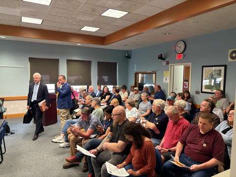 Amazon's 1.3 million square-foot warehouse proposal sees opposition