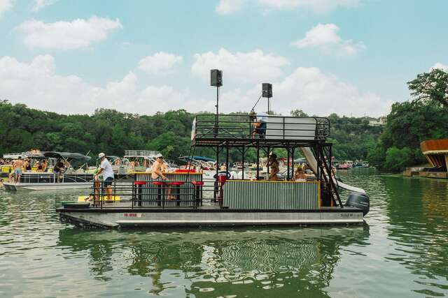 Free Floaties Fest concert planned on Lake Austin