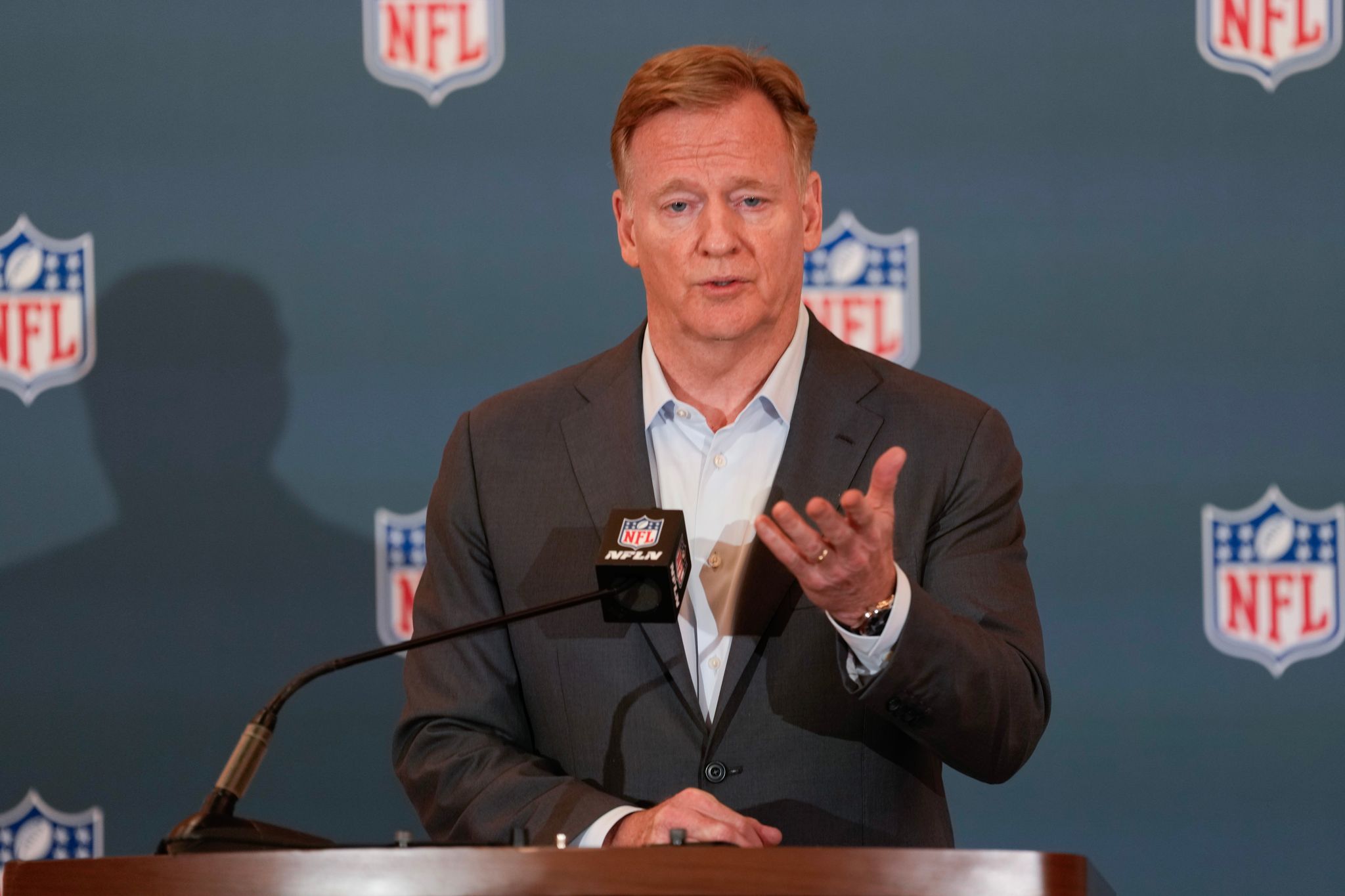 Congress asks NFL Commissioner Roger Goodell to testify about league's ...