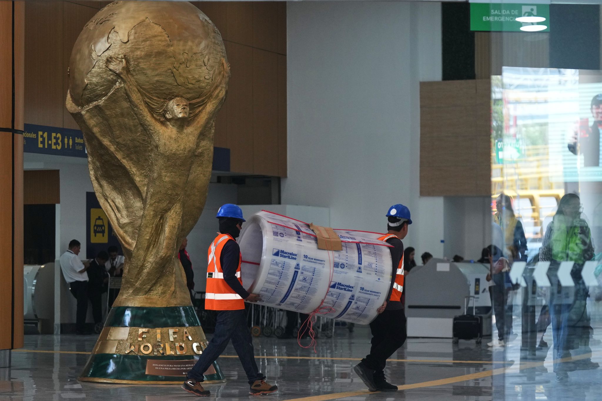 Mexico City airport races to finish $500M renovation as the 2026 World ...
