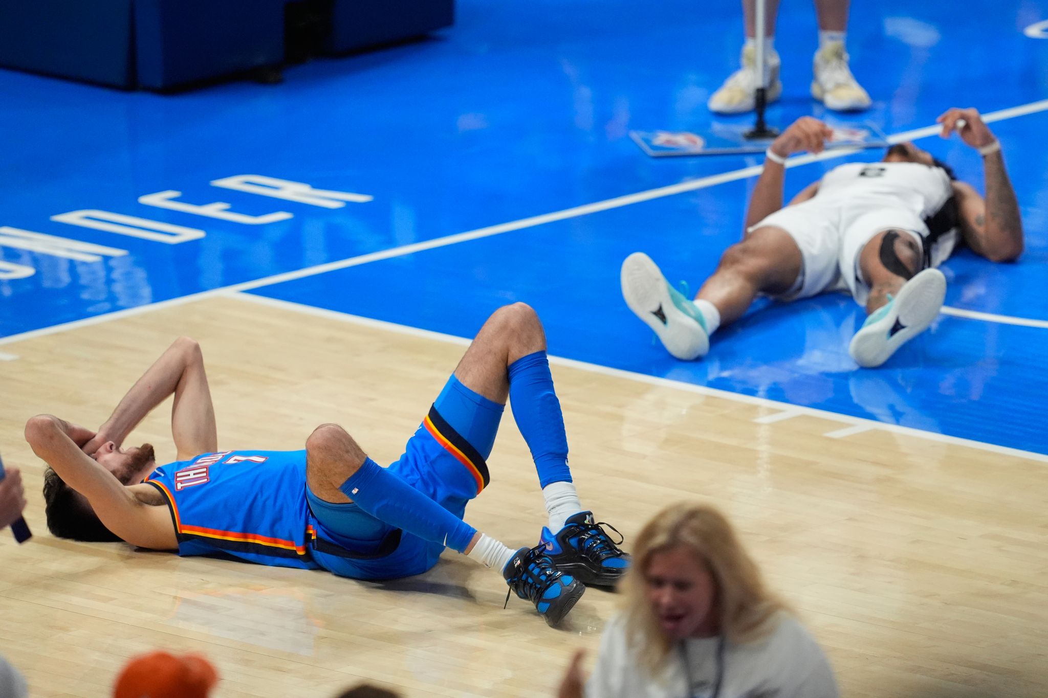 Spurs' Fox out of Game 2 against Thunder with ankle issue, then Harper ...