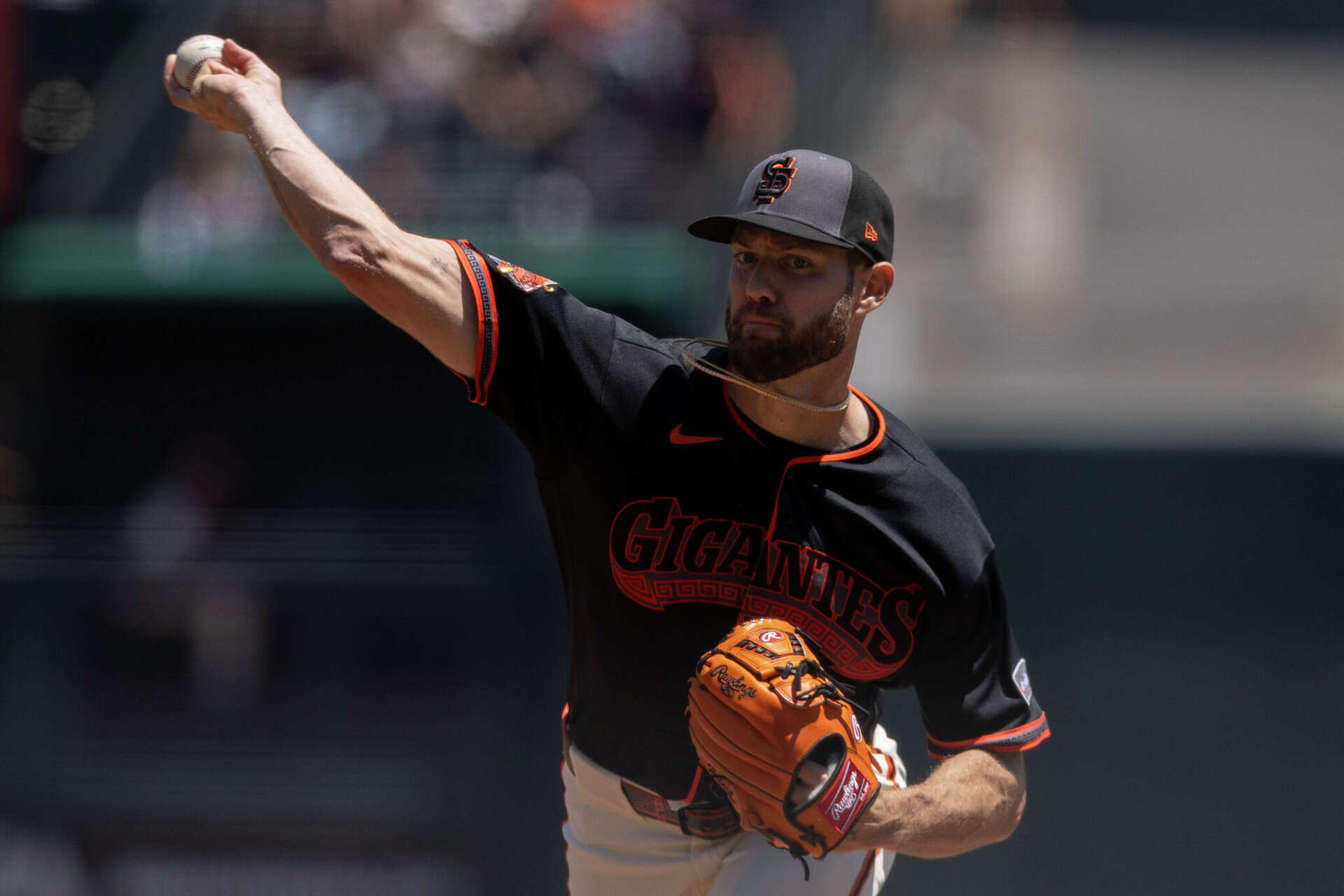 SF Giants move struggling starter Adrian Houser to bullpen