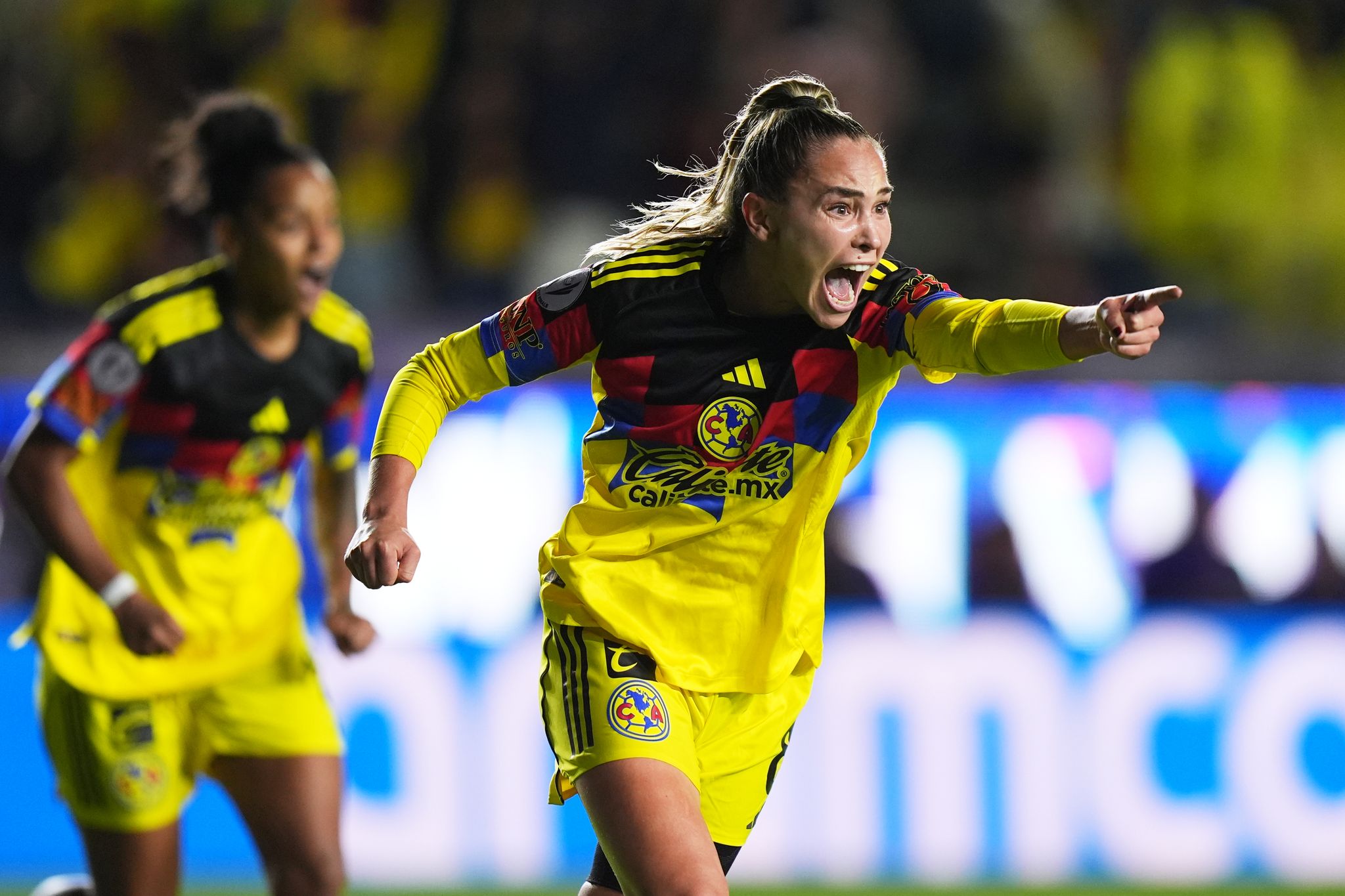 Club America defeat the Washington Spirit 5-3 for the CONCACAF W ...