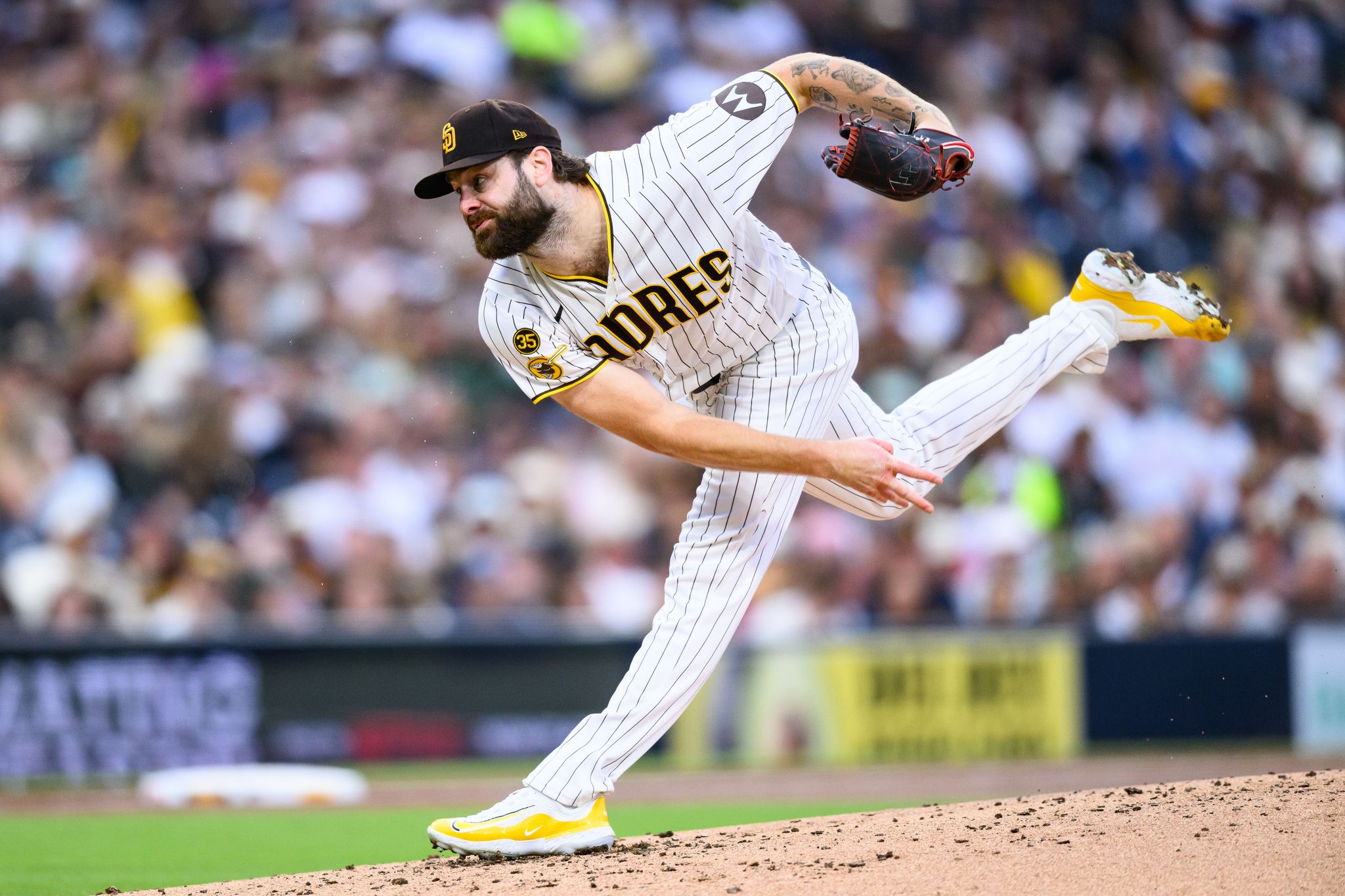 Lucas Giolito and 4 relievers pitch the Padres to a 2-0 win over the ...