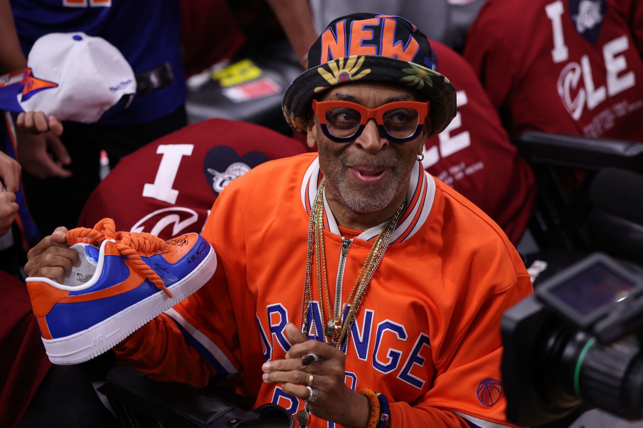 Garden party: New York fans invade Cleveland as Knicks try to sweep ...