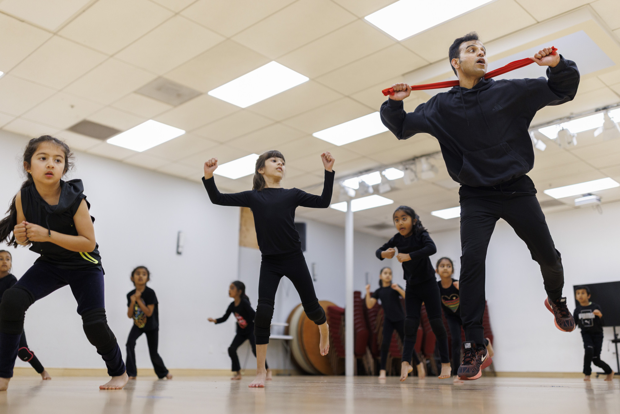 Bollywood star brings dance and culture to the Bay Area