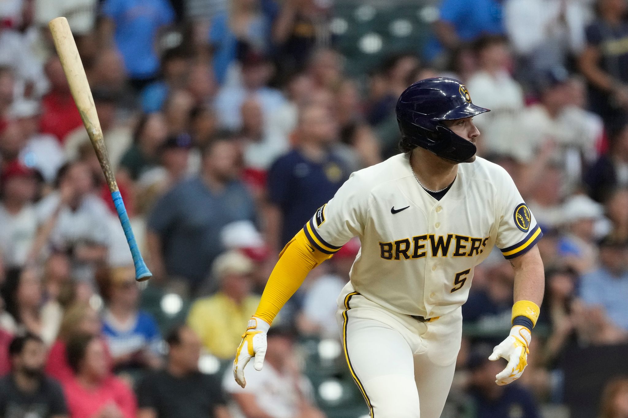 Mitchell hits a three-run HR to back Harrison's strong start as the ...