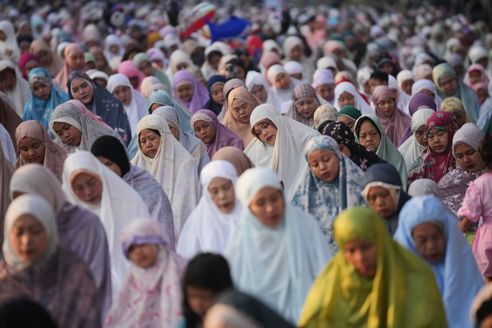 Muslims around the world celebrate Eid al-Adha, in photos