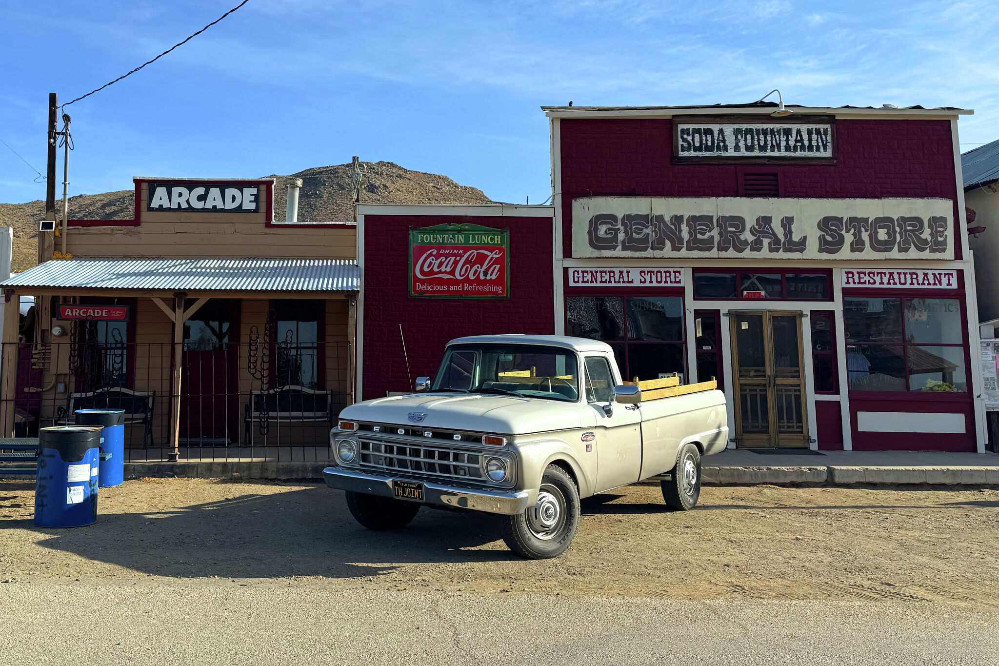 Calif. tourist destination loses last lifeline: 'This town is done'