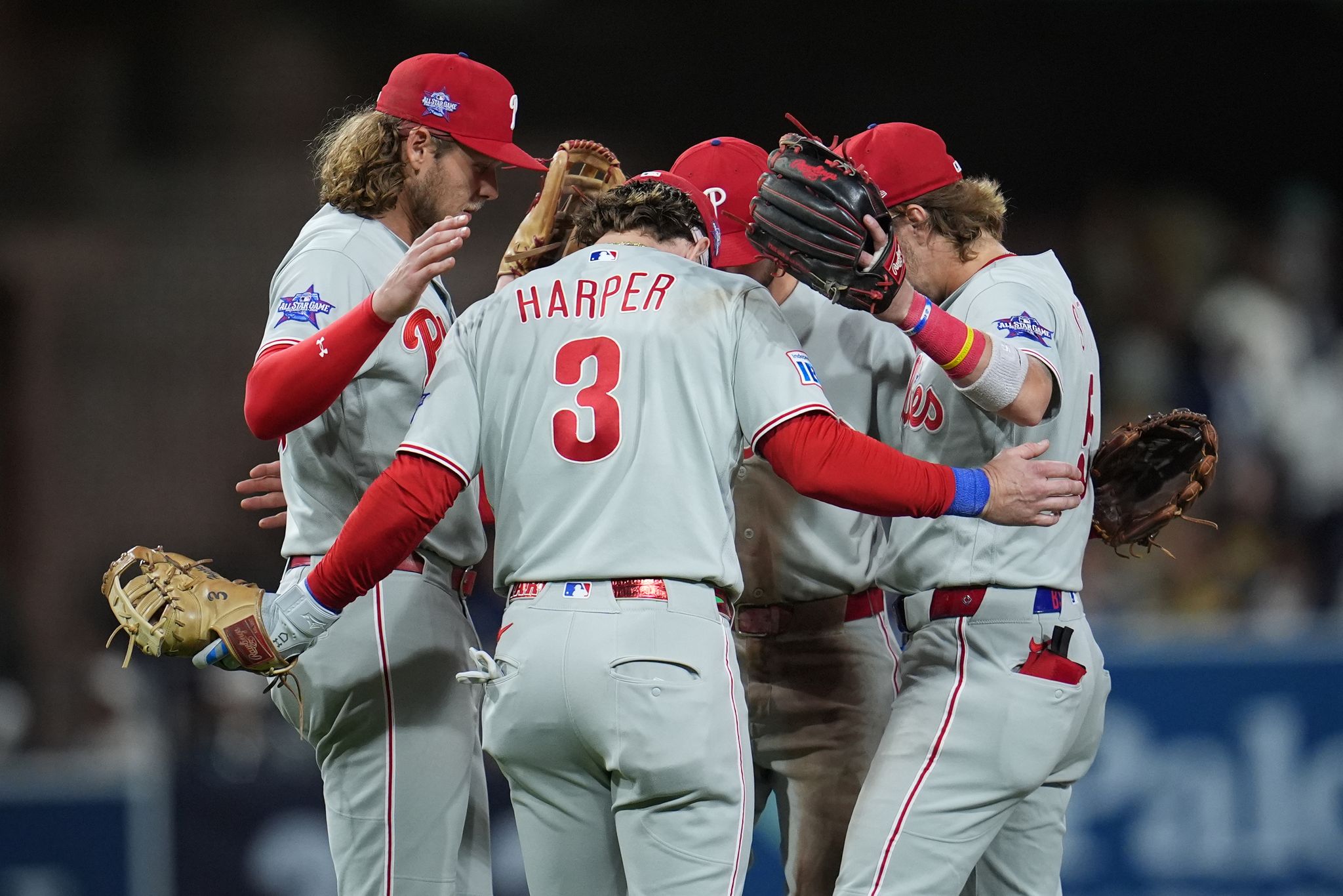 Harper, Realmuto and Turner hit home runs in Phillies' 4-3 win over Padres